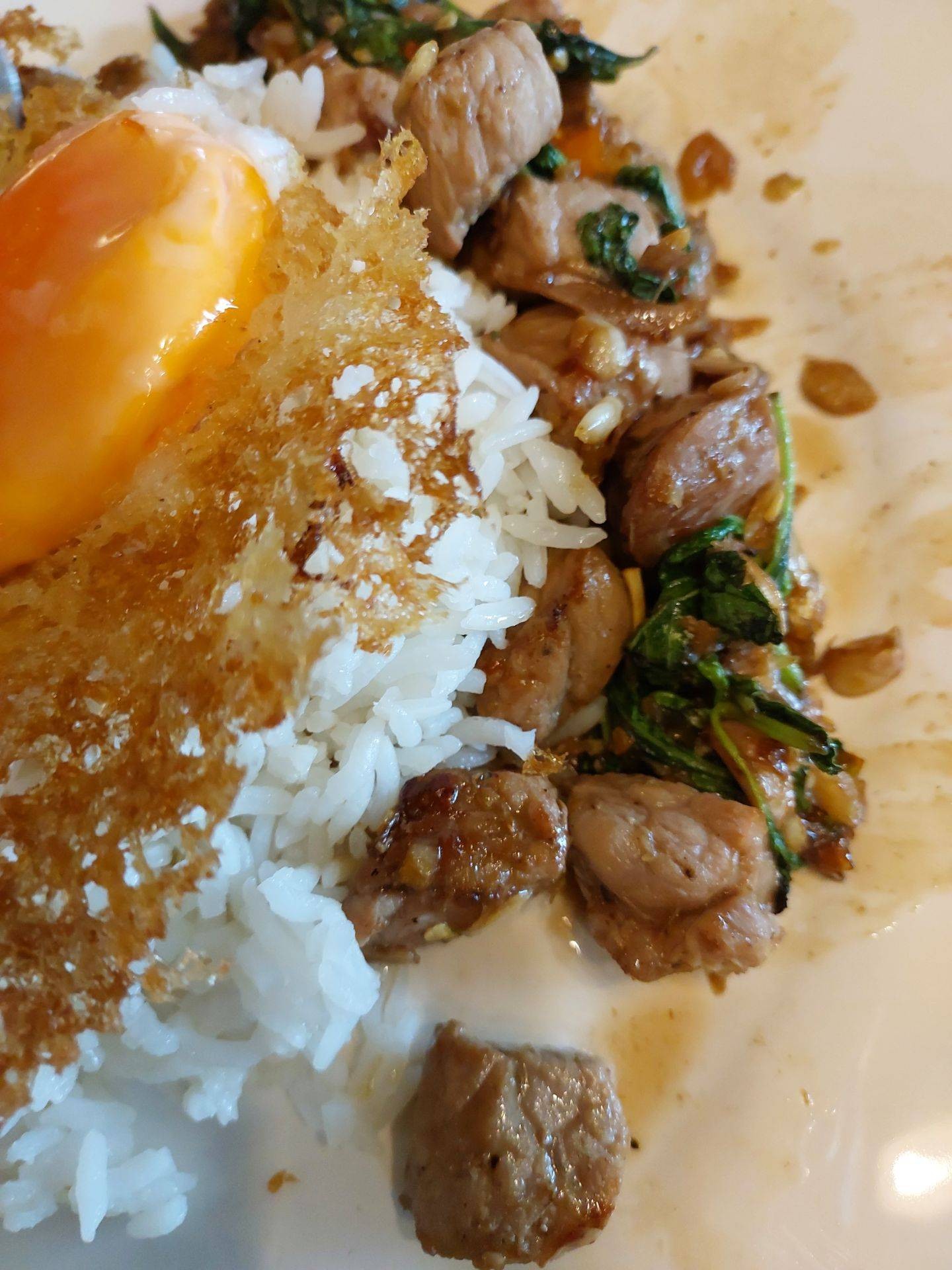 รีวิว Rod Dee Ded The Steakhouse - กะเพรา และสเต็ก