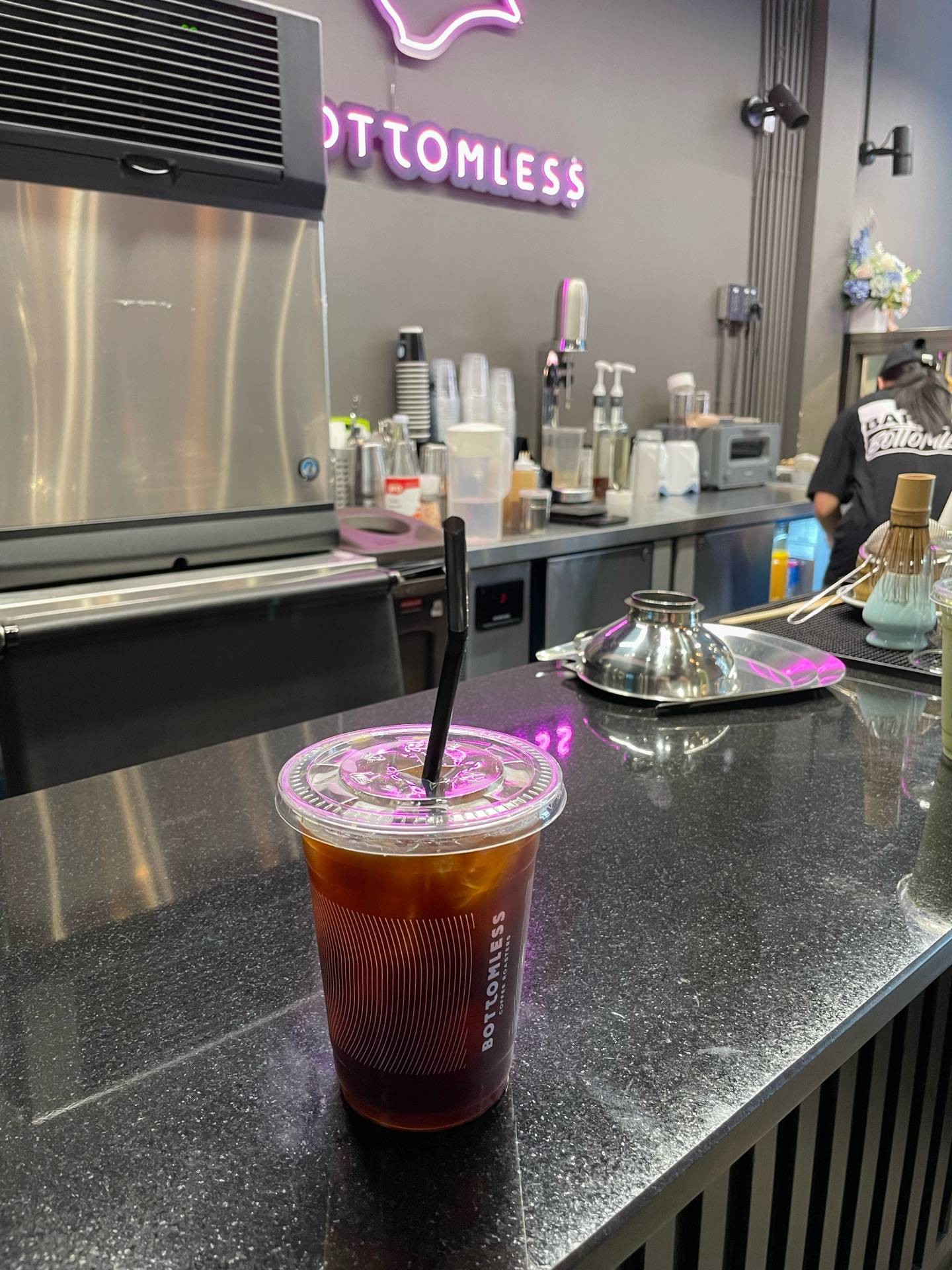 รูป บอททอมเลส Mindscape Café By Bottomless (ร้านกาแฟ บอททอมเลส รัชดา-ห้วยขวาง)