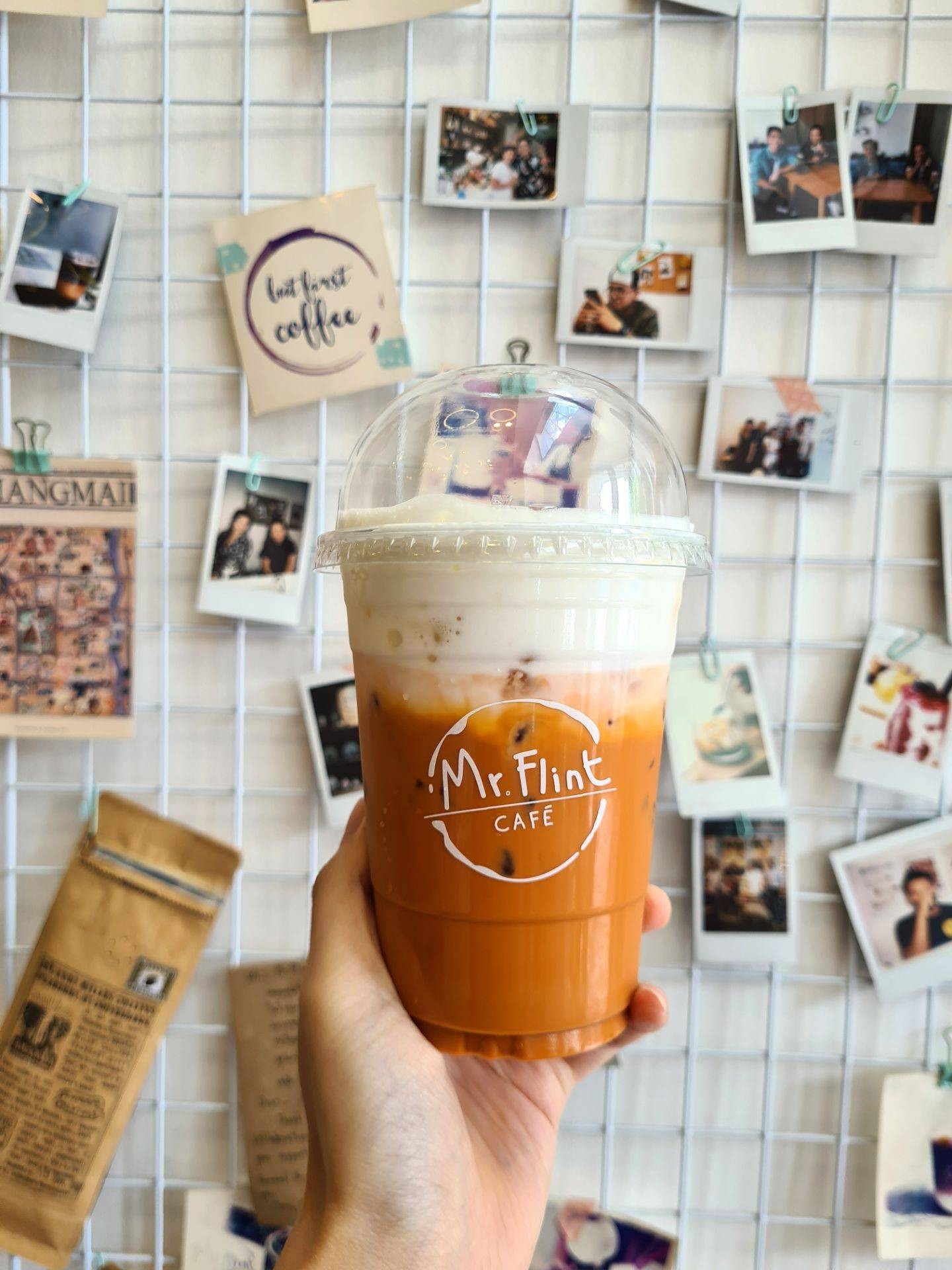 รีวิว Mr.Flint Cafe ( Coffee / Bakery&Cake ) - คาเฟ่บรรยากาศดีย่านราวัตร