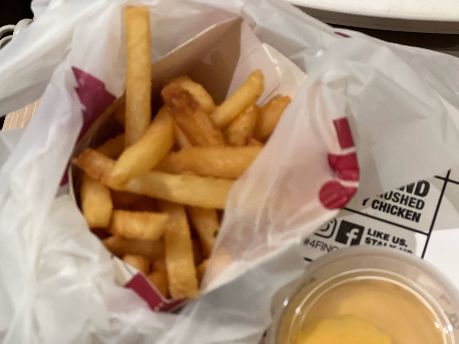 ร้าน 4 Fingers Crispy Chicken | รีวิวร้านอาหาร