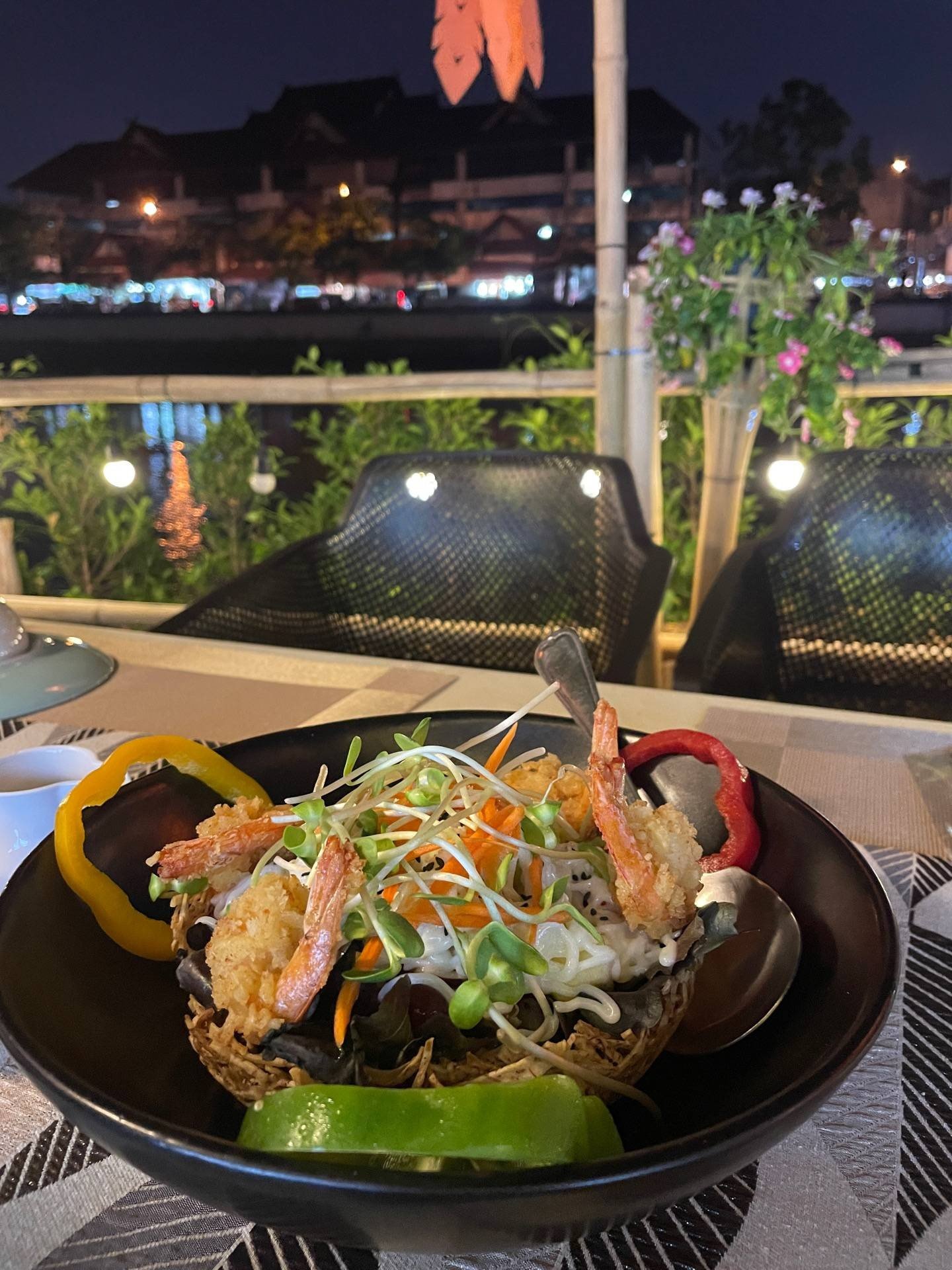 รีวิว Sai Ping Bar & Restaurant ร้านอาหารสายปิง บาร์ แอนด์ เรสเตอรองท์ ...