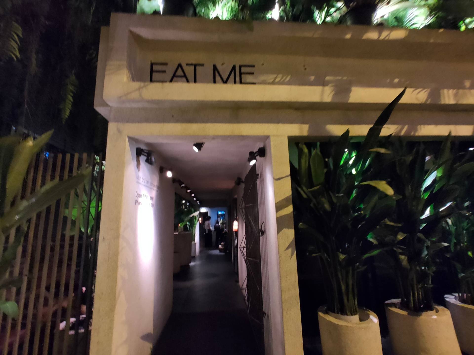 รีวิว EAT ME - สัมผัสประสบการณ์ อาหารและเครื่องดื่ม ที่ประทับใจ