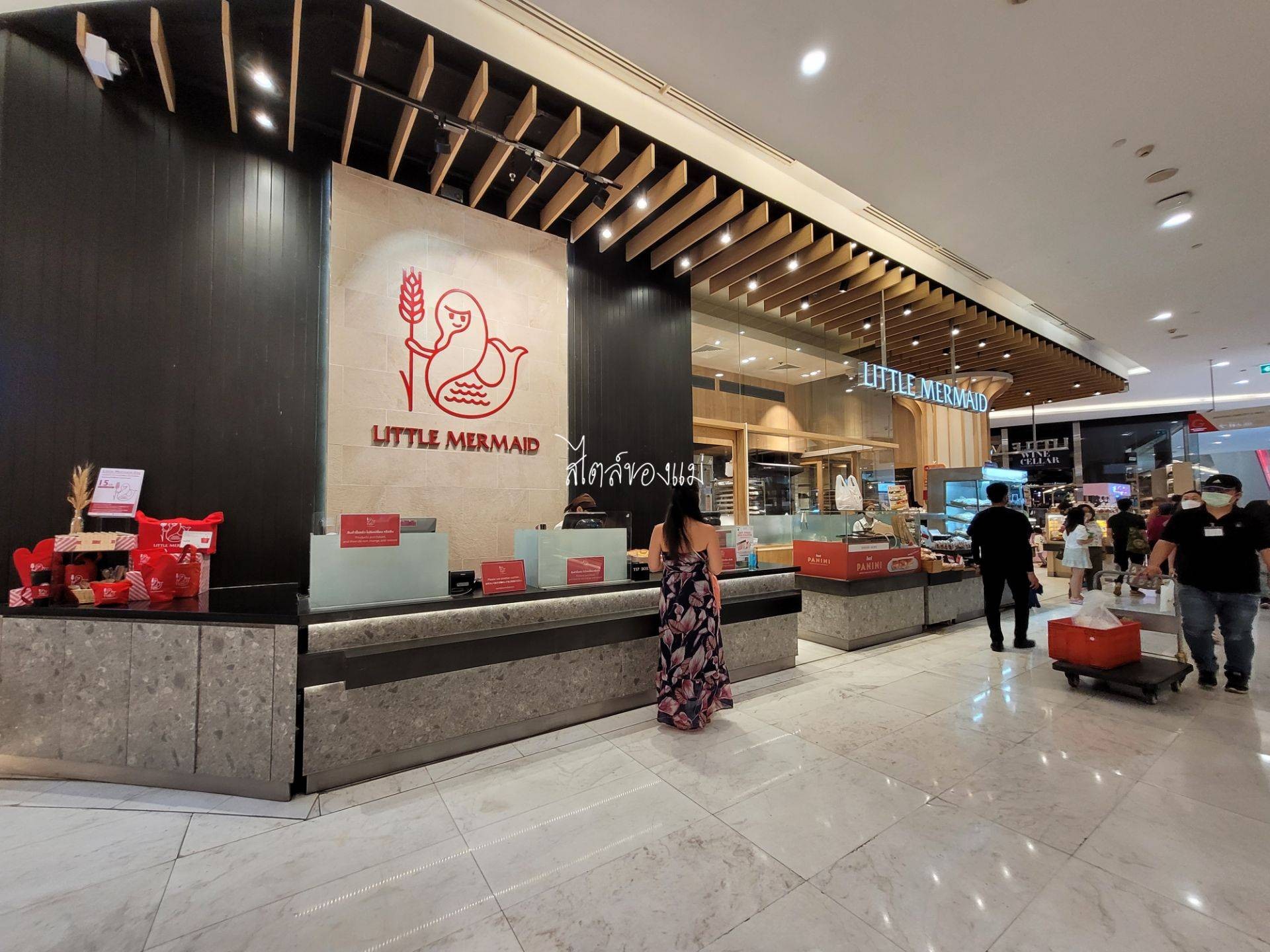 รูป Little Mermaid สาขา ดิ เอ็มควอเทียร์ The Emquatier