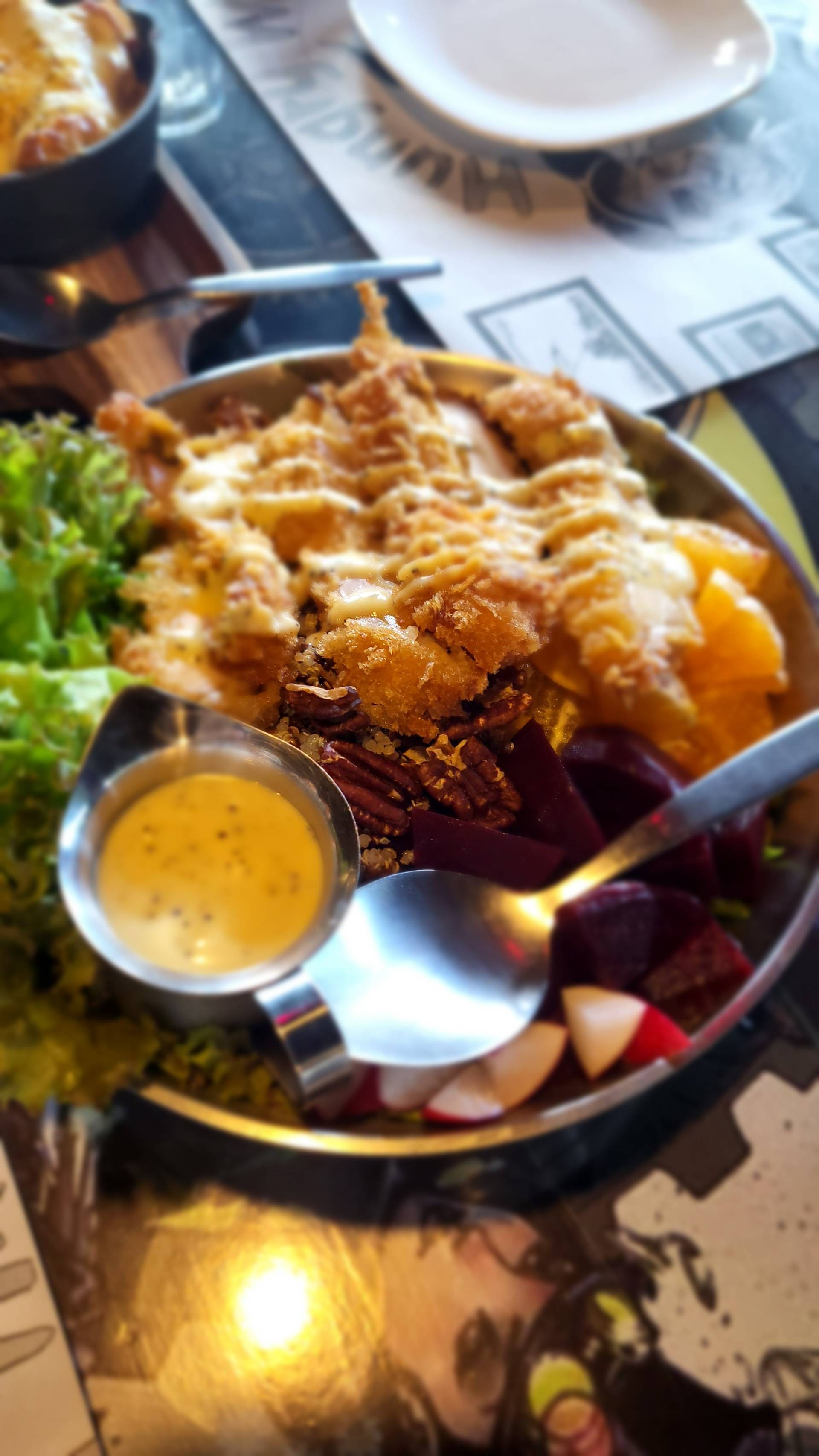 รีวิว Hungry Wolf's Steak & Ale House - ร้านอาหารที่ดีอีกร้านในเชียงราย