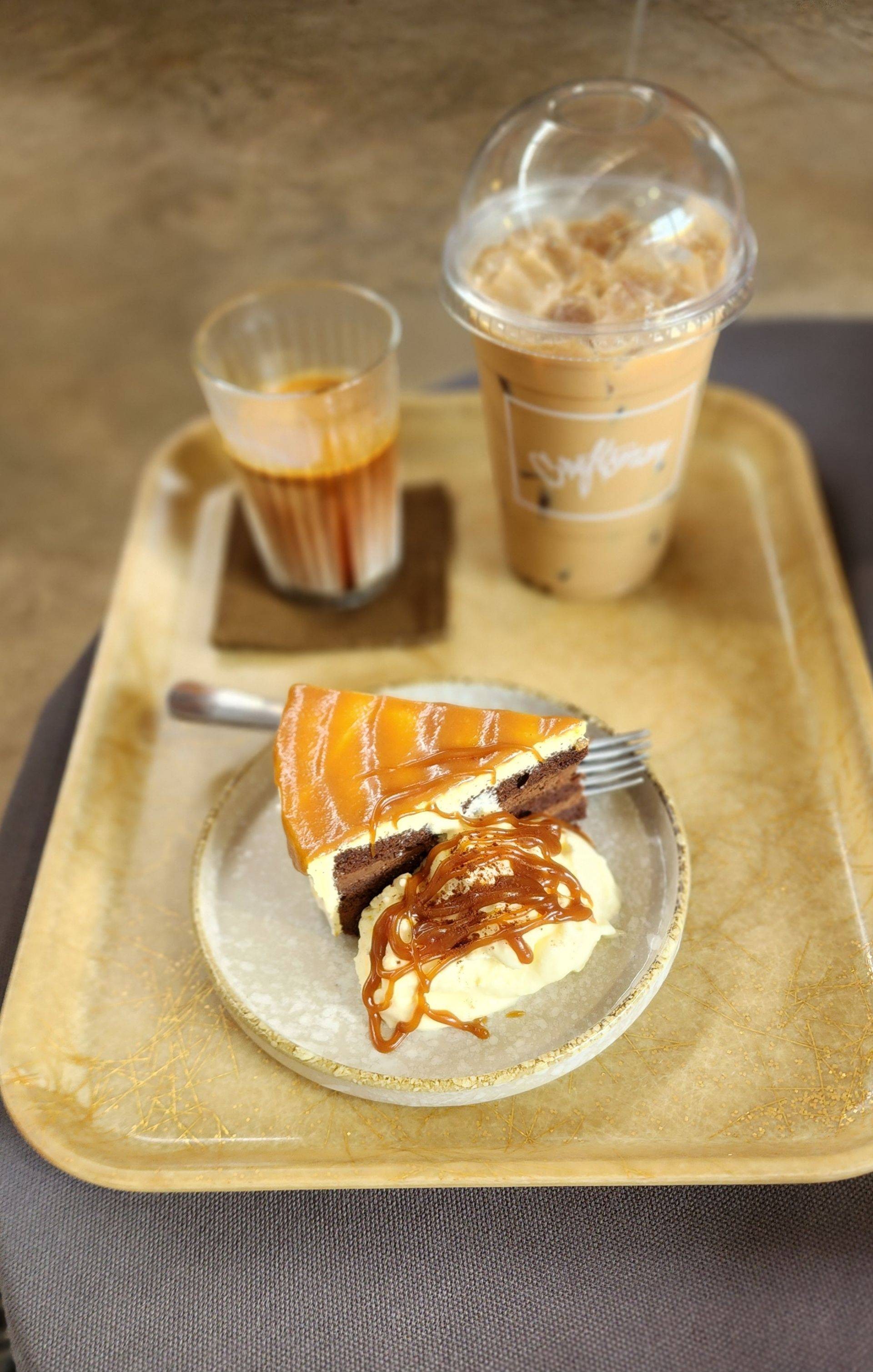 รีวิว Craftsman Roastery & Brew Bar สาธุประดิษฐ์ - กาแฟร้านเก๋ในโกดังเก่า