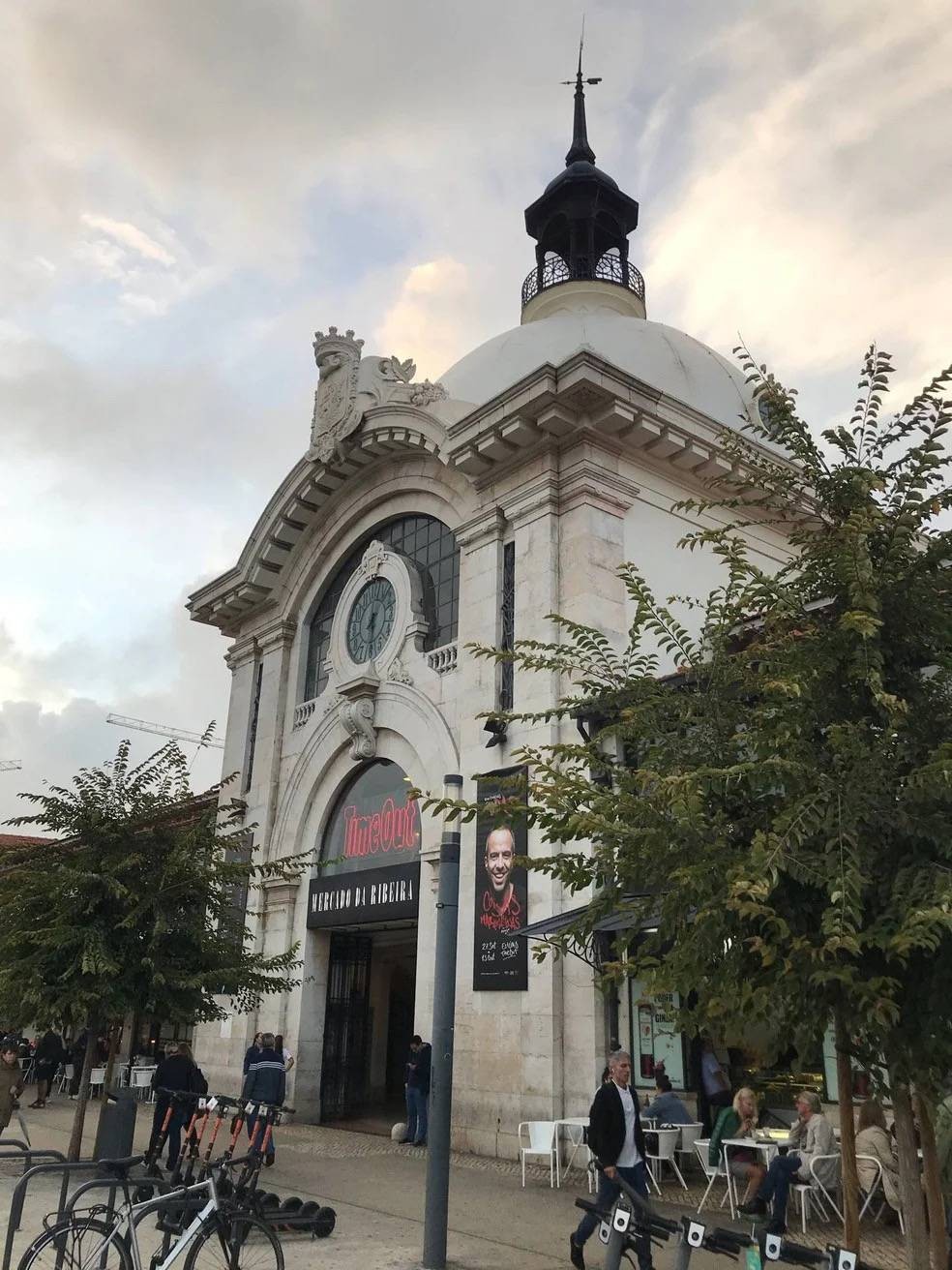 รีวิว Time Out Market Lisbon - Food Court ยอดนิยมใน Lisbon