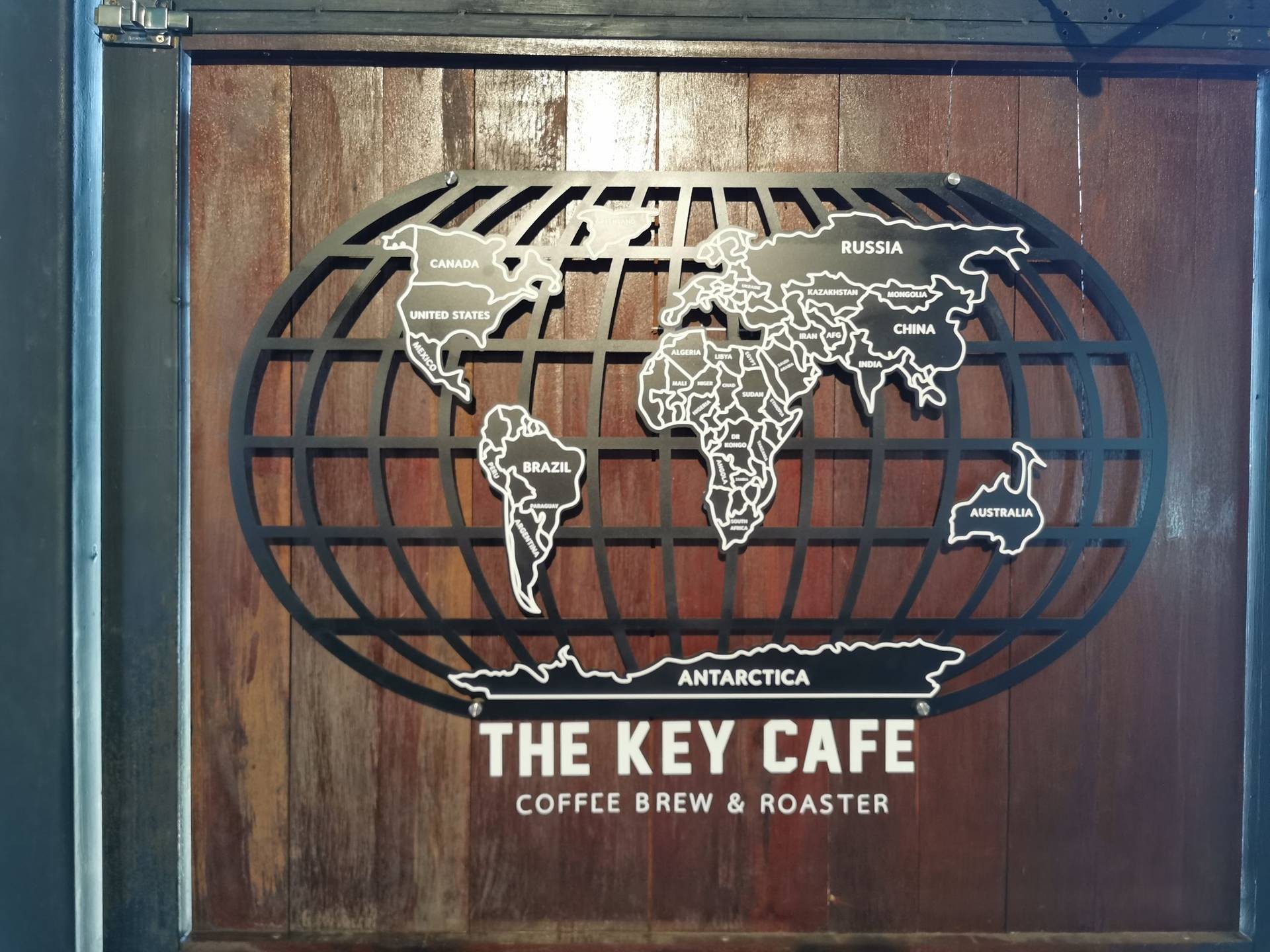 รูป THE KEY CAFE AND BISTRO