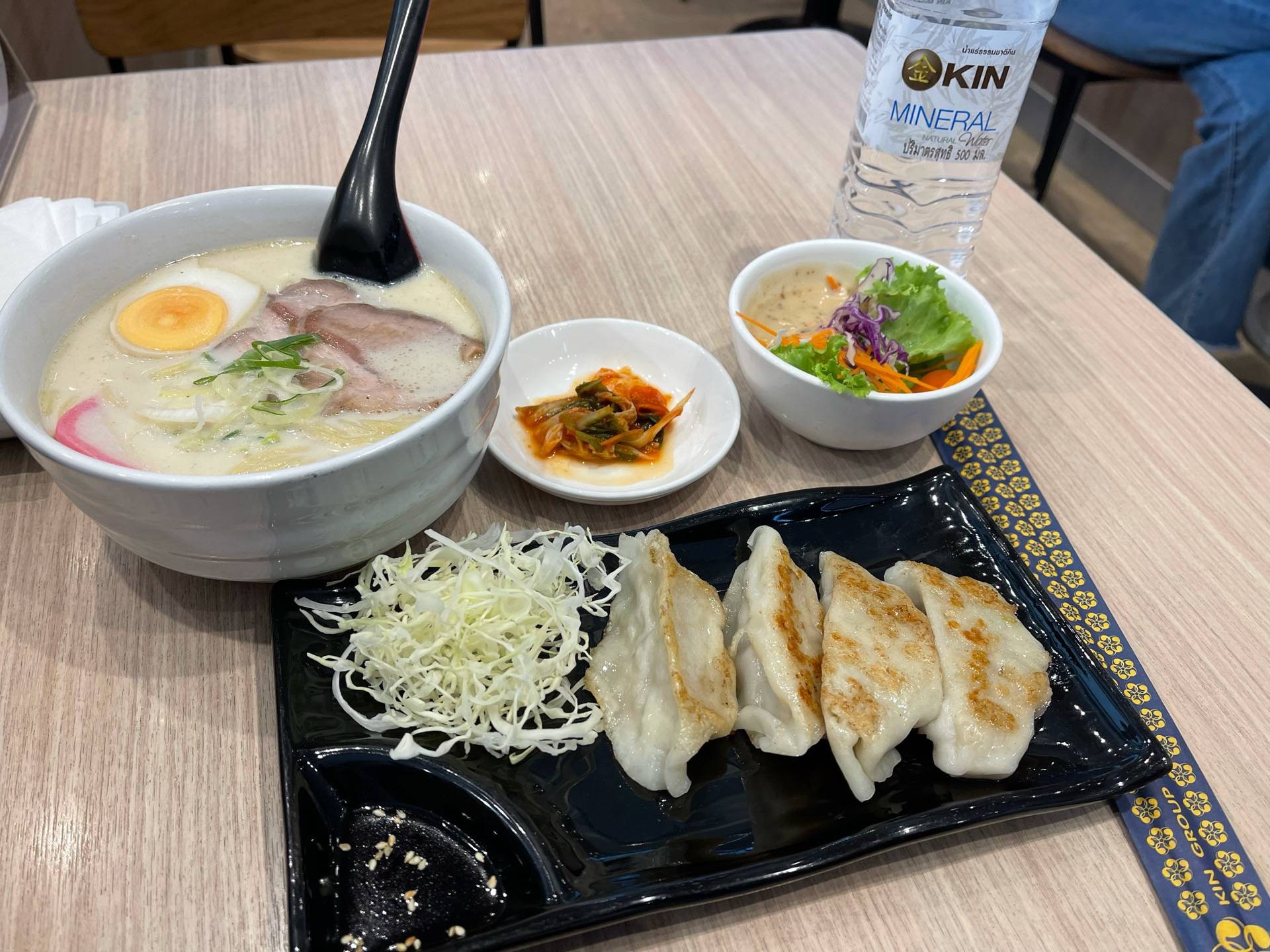 รีวิว KIN - ร้่นนี้ปกติเป็น premium Japanese ในเมือง พอมาที่สนามบินดอน ...