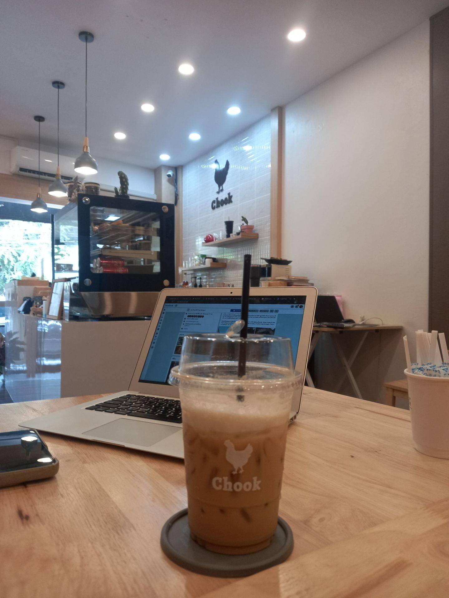 รีวิว Chook Cafe ชุก คาเฟ่ อดุลยเดช - อร่อยมาก บรรยากาศร้านดีมากเลยค่ะ