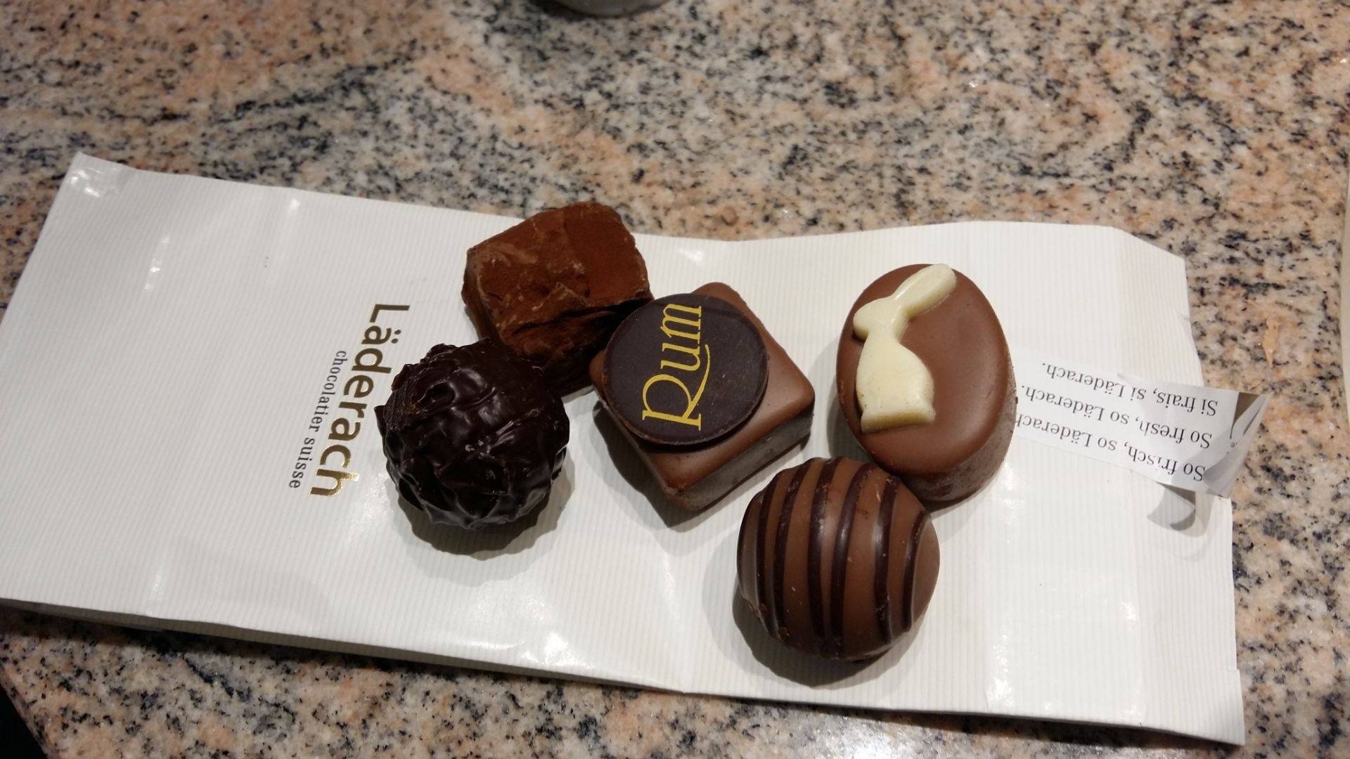 รีวิว Laderach - ช็อกโกแลตแบรนด์ดังของสวิตเซอร์แลนด์