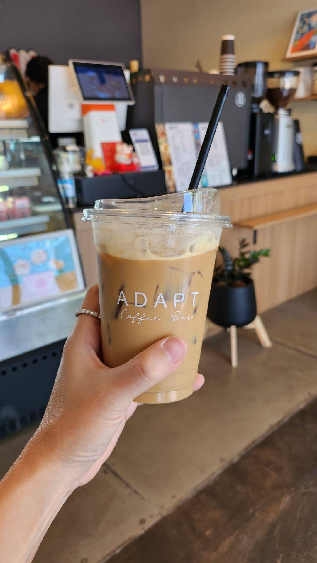 รีวิว ADAPT COFFEE BAR SRINAKARIN ศรีนครินทร์ ศรีด่าน ซอย 6 - กาแฟช่อ ...