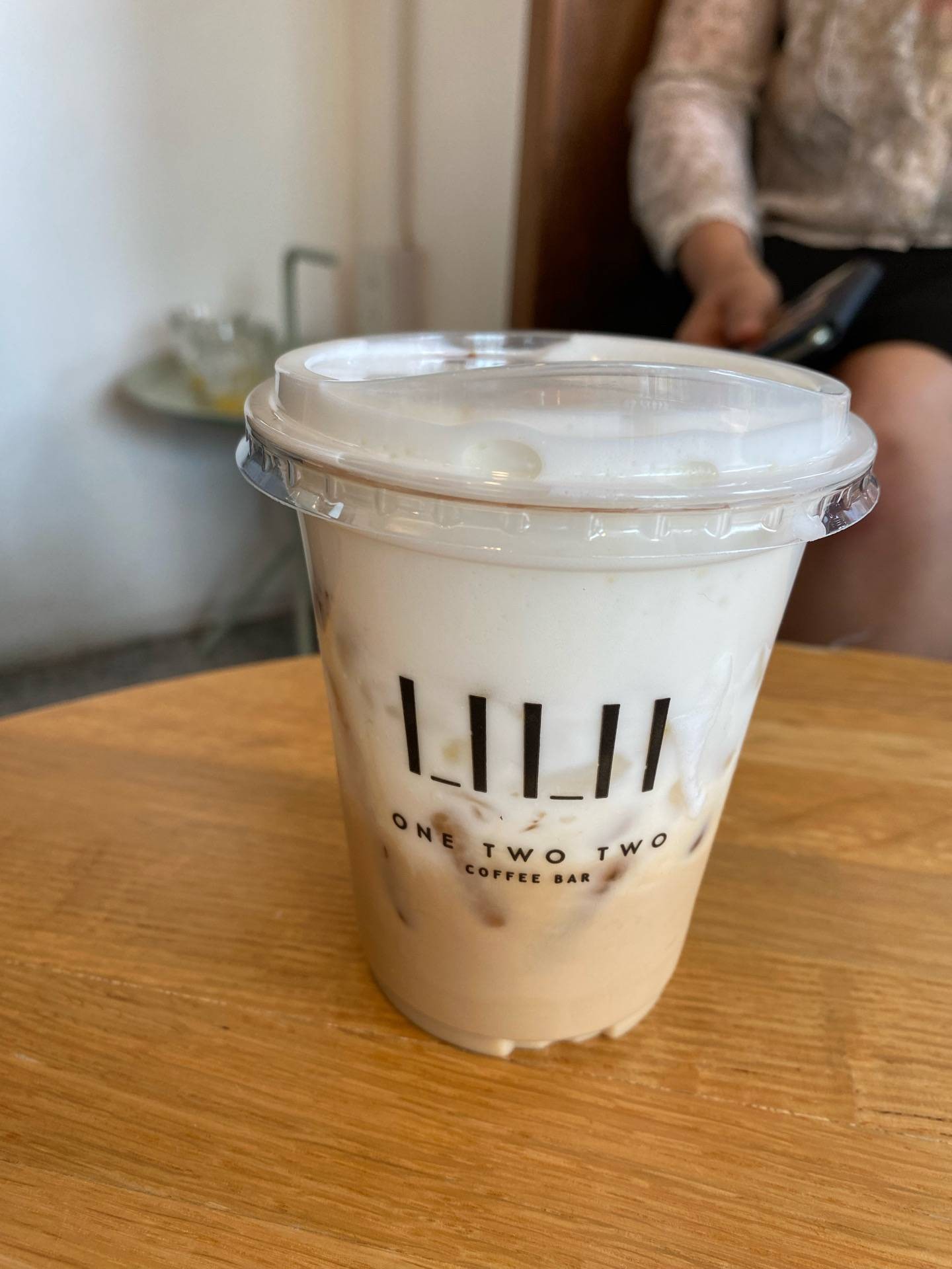 รีวิว One Two Two Coffee Bar @ Lasalle ลาซาล - ร้านกาแฟบรรยากาศผ่อนคลาย ...