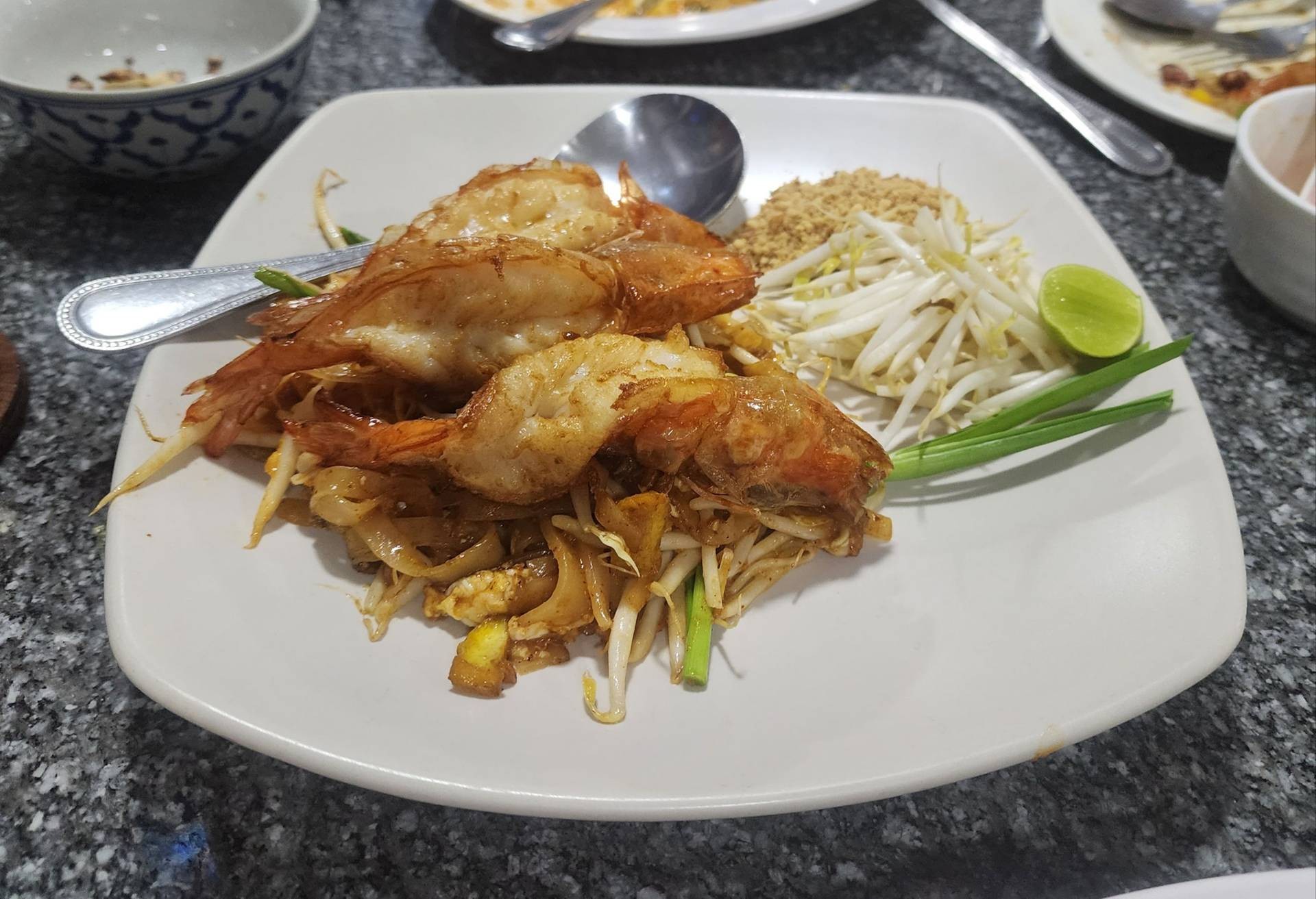 ผัดไทย.(กุ้ง) ร้าน ครัวอัปสร Premium พ.ศ.2520 สาขา ตลาด อ.ต.ก. ตลาด อ.ต.ก.