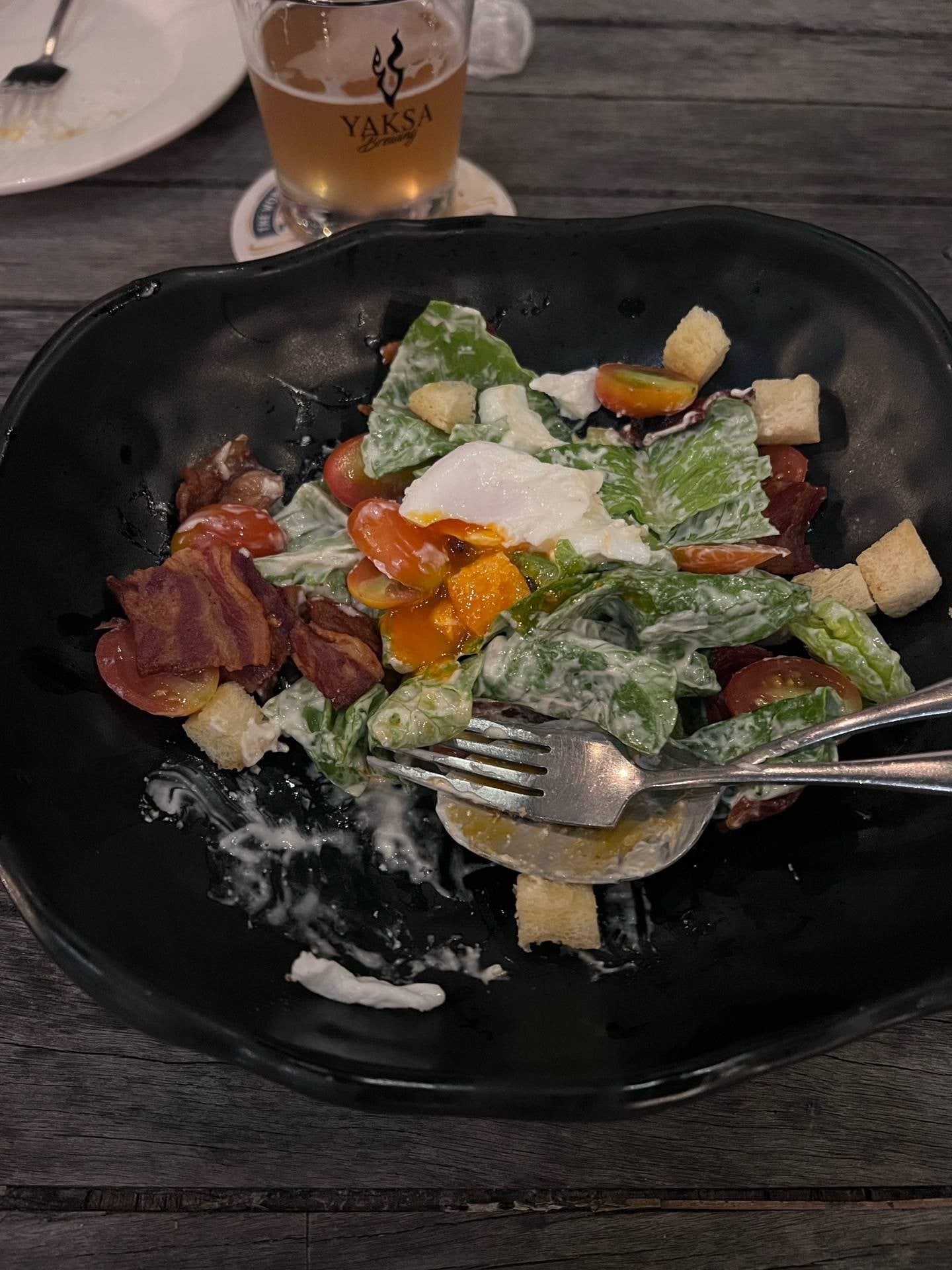 Caesar salad ร้าน Daddy G's Smoke & Brew