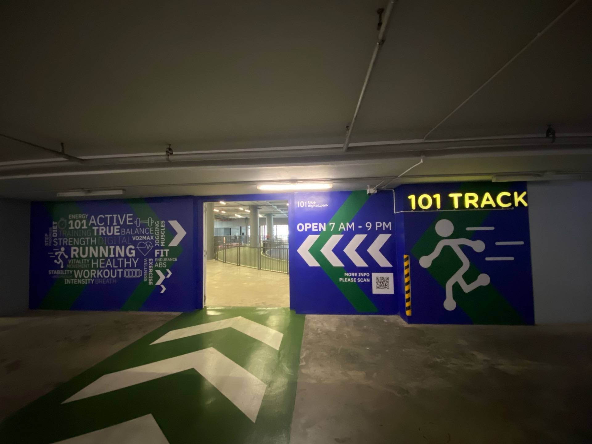 รูป 101 Track ลู่วิ่งลอยฟ้า