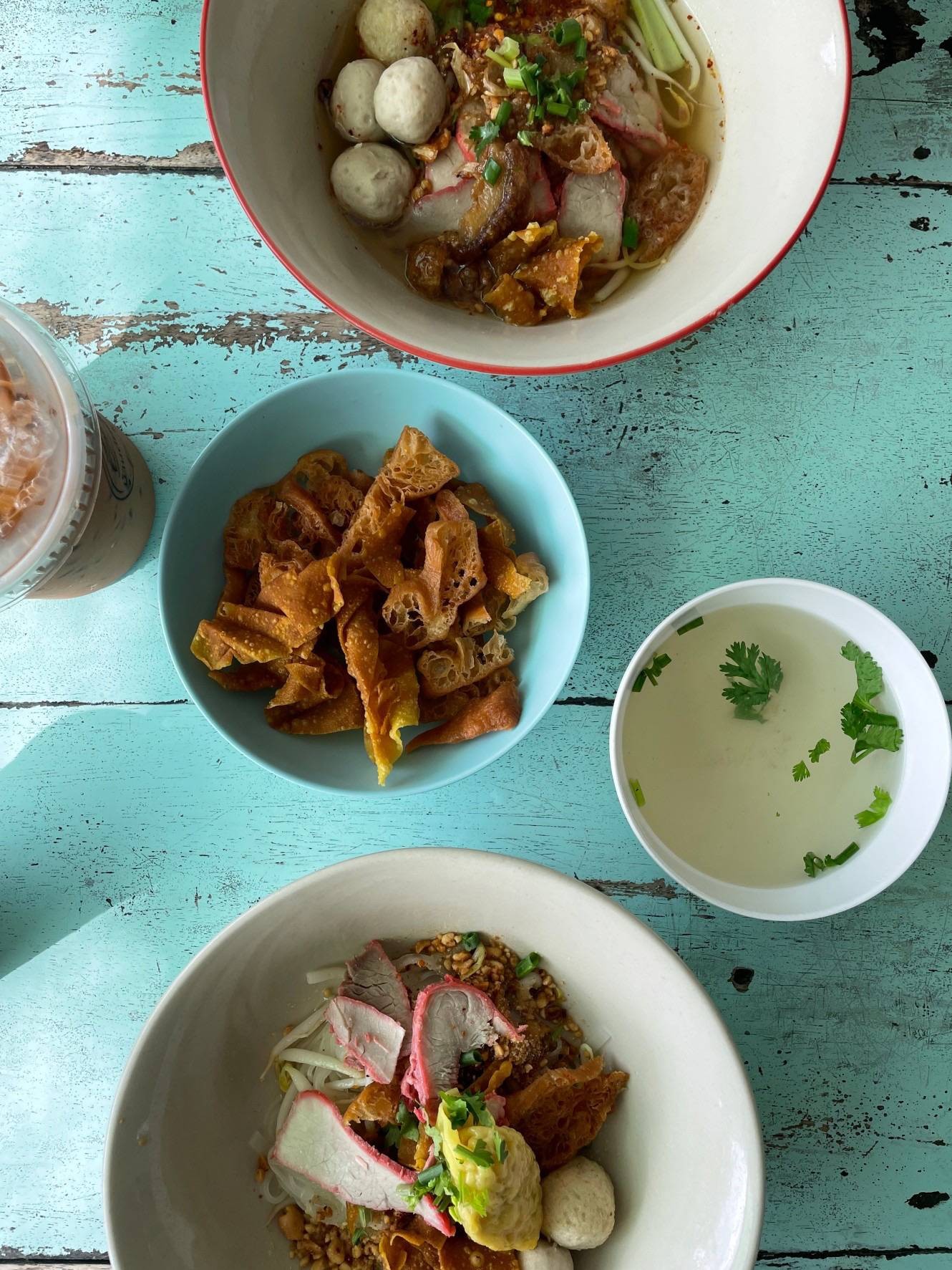 รีวิว ร้านก๋วยเตี๋ยวต้นมะยม - ก๋วยเตี๋ยวรสชาติเหมือนทานตอนเด็ก