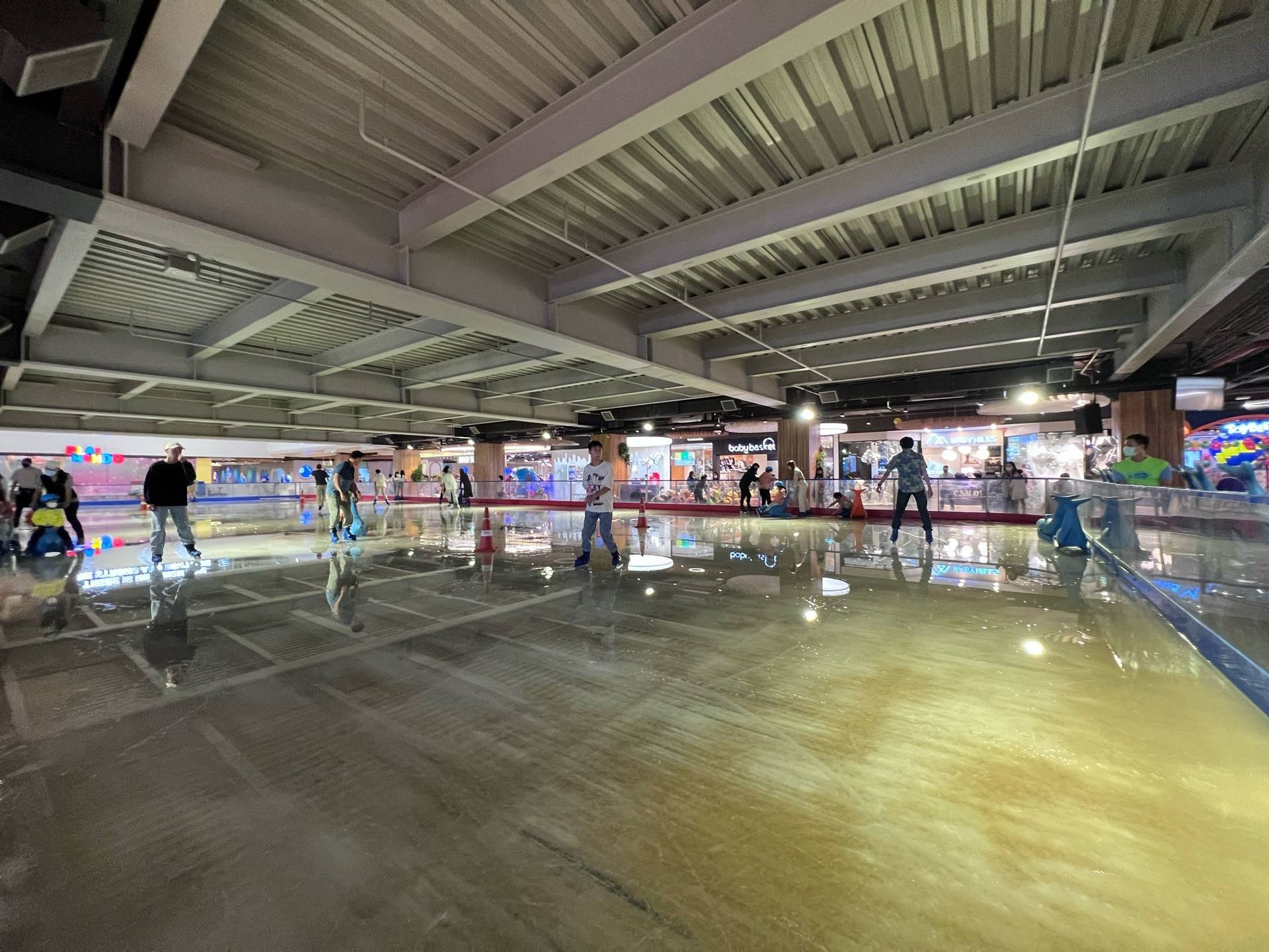 รูป The Rink Ice Arena centralwOrld