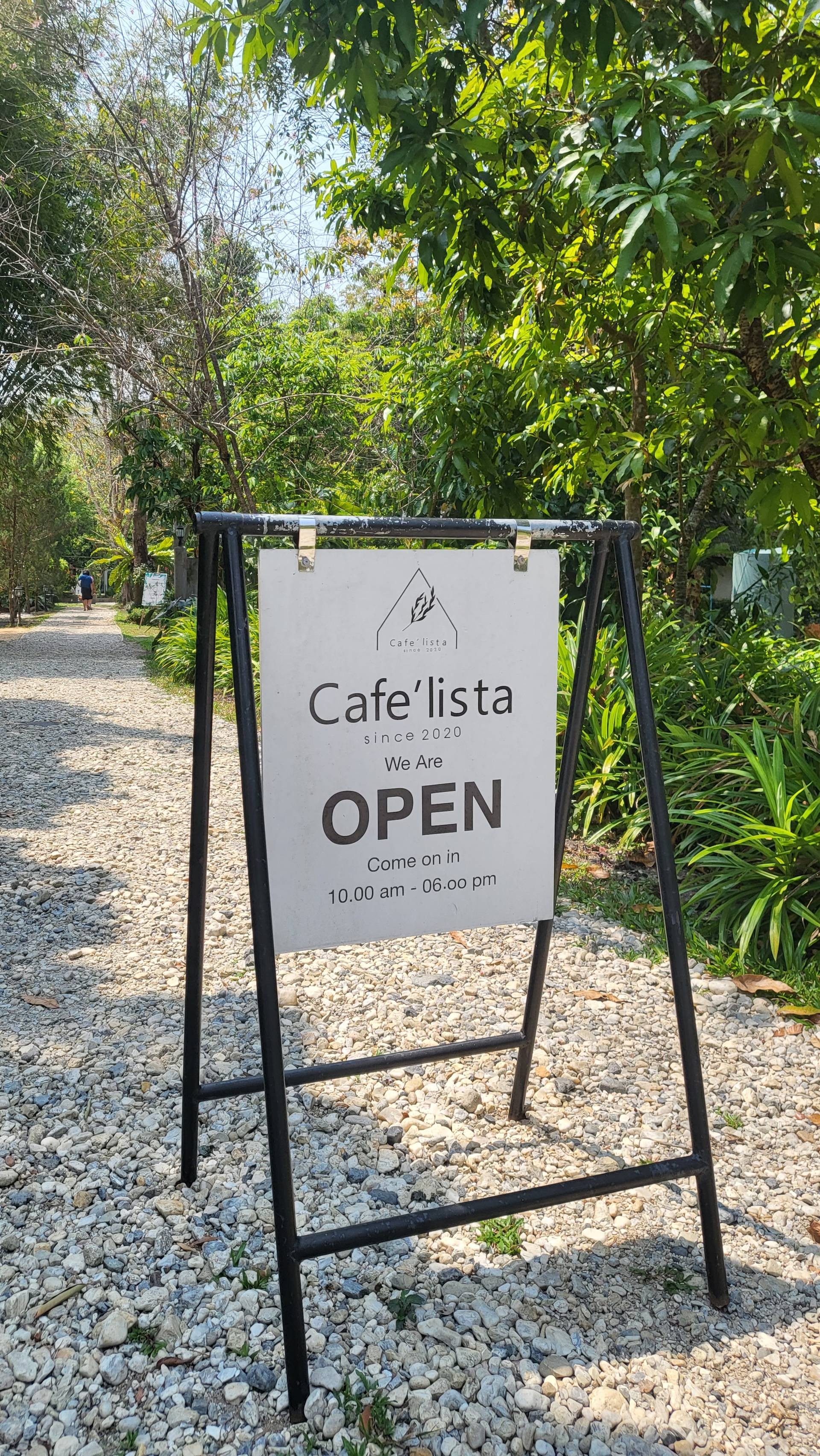 รีวิว Cafe’ Lista - คาเฟ่น่ารัก บรรยากาศดี