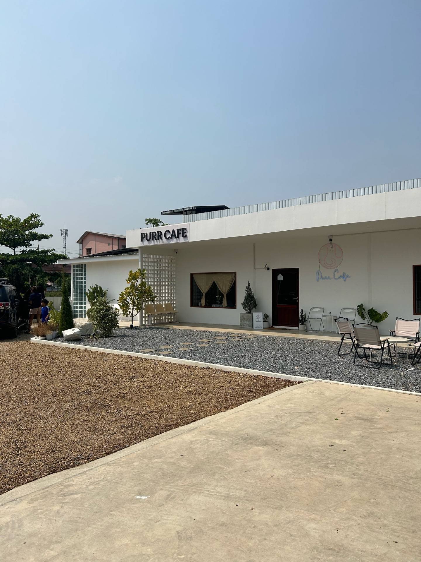 รีวิว Purr Cafe นครปฐม - ร้านสวย มินิมอลมาก เหมาะแก่การถ่ายรูป