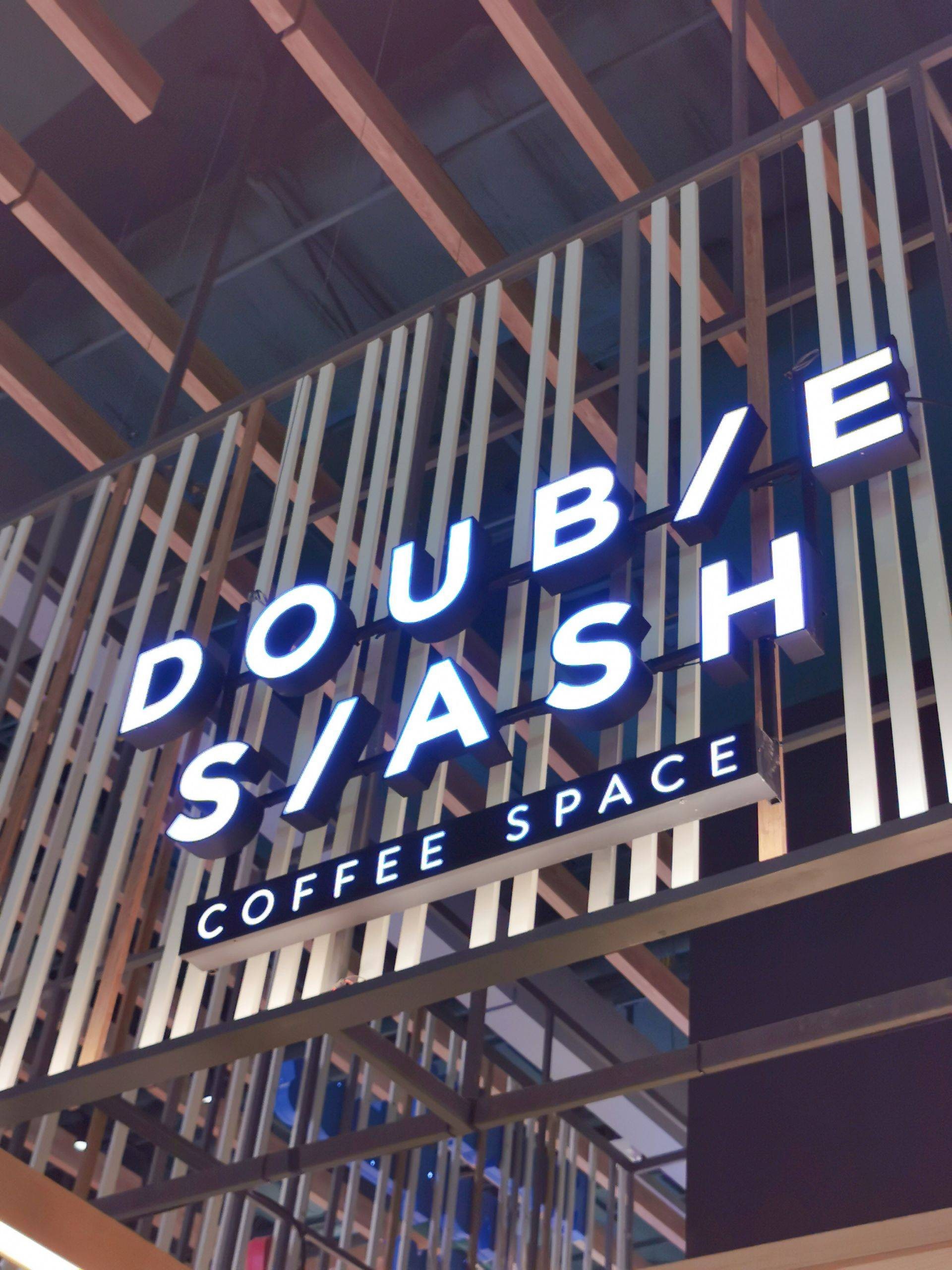 รีวิว DOUBLE SLASH // COFFEE SPACE ICS - Double Slash ร้านกาแฟสไตล์ Specialty เปิดในห้างใหม่ ICS ...