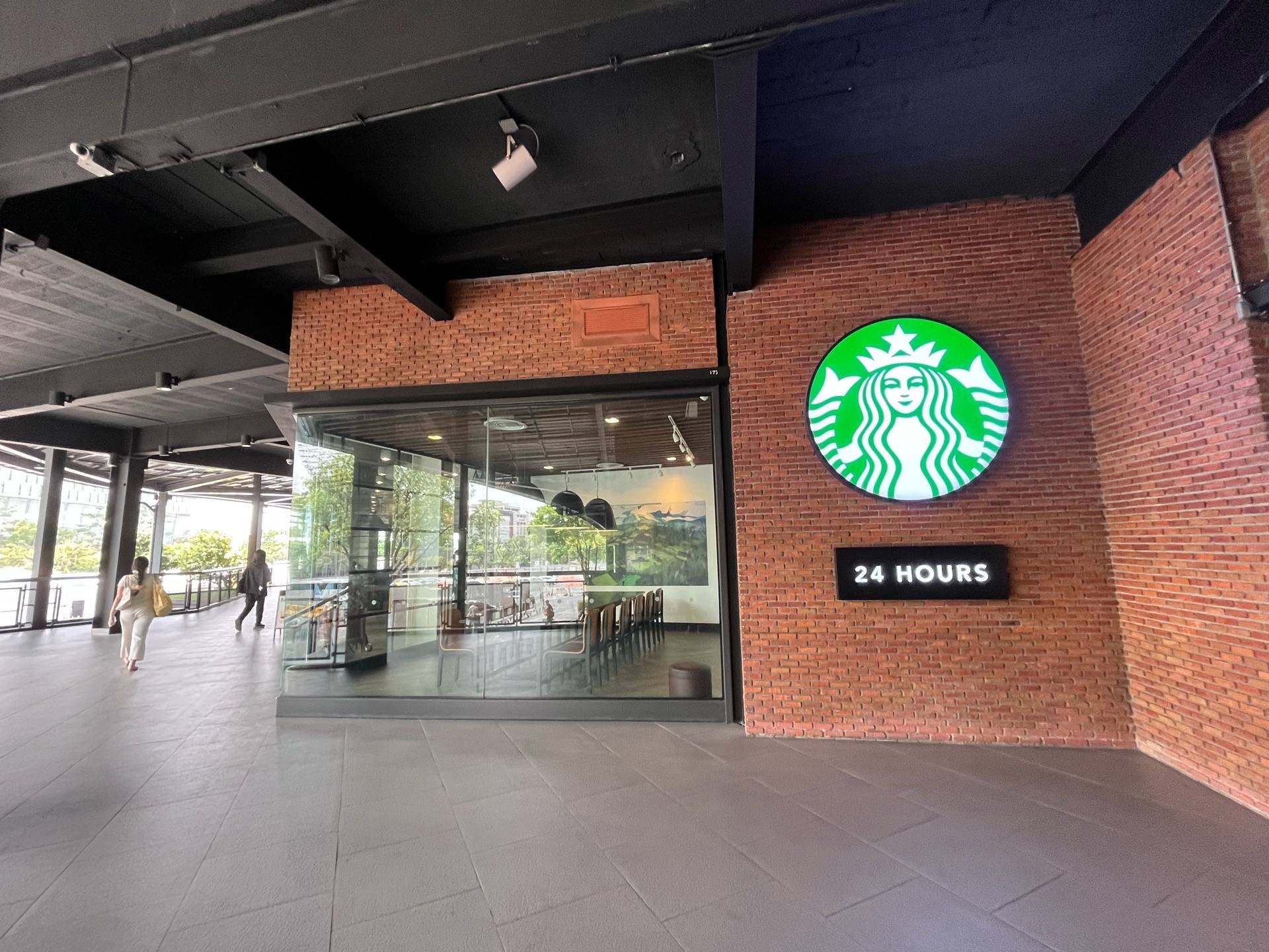 รีวิว The Street Ratchada - หิวเมื่อไหร่ก็แวะมาได้ 24 ชม.