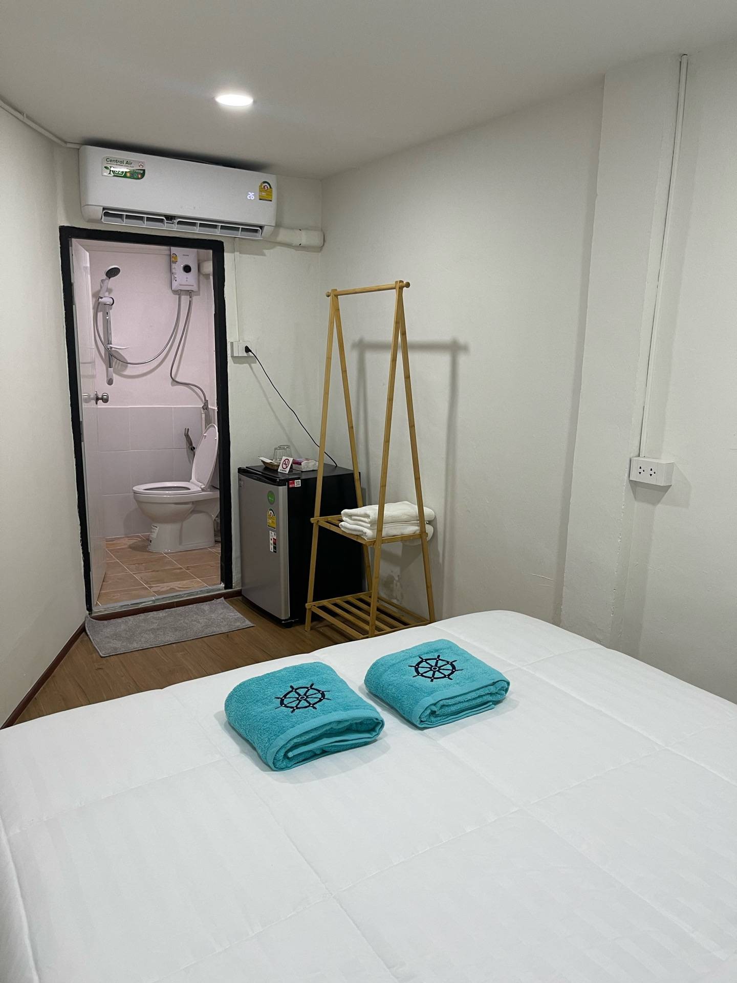 Wind Unwind Hotel - รีวิวที่พัก