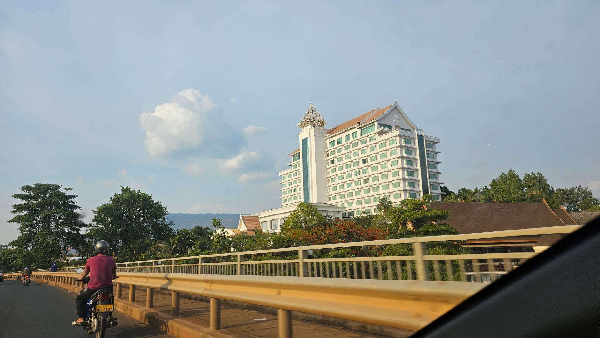 รีวิว Champasak Grand Hotel - เรียบหรู คลาสิค ห้องสะอาด