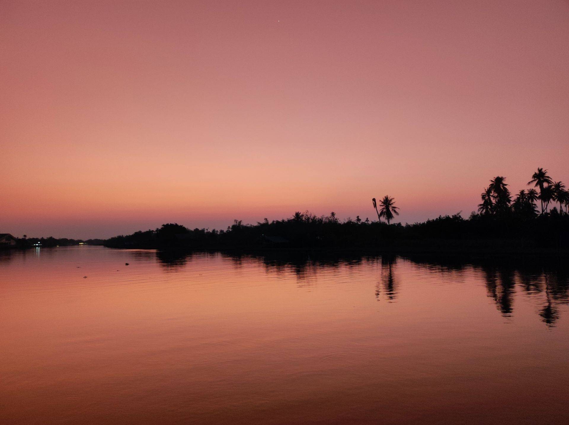 รูป เรือนน้ำอลิษา