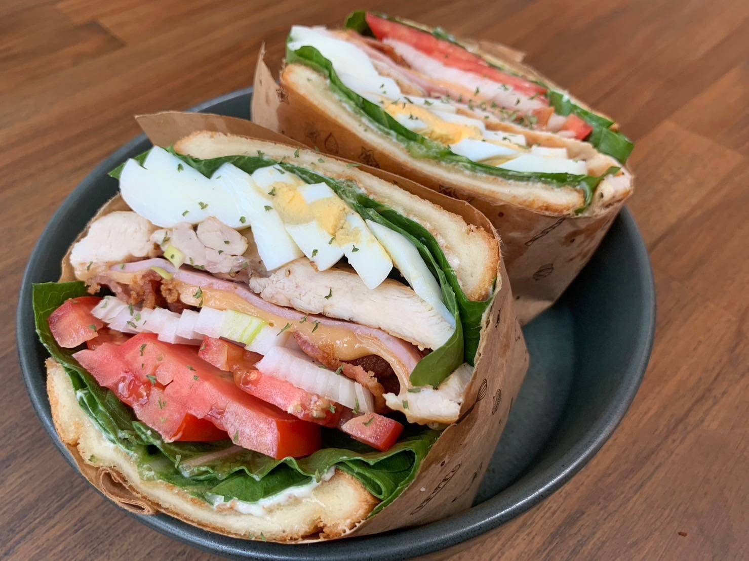 รูป 360 Hours Cafe & Bar