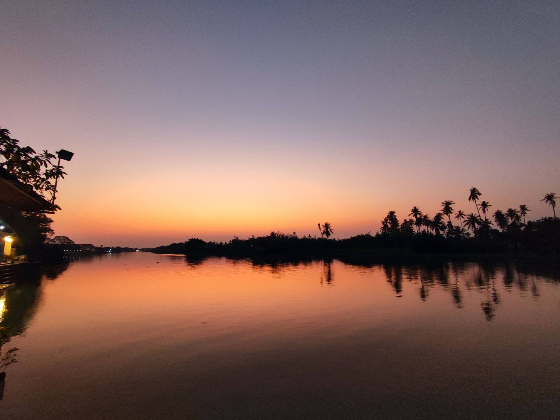 รูป เรือนน้ำอลิษา