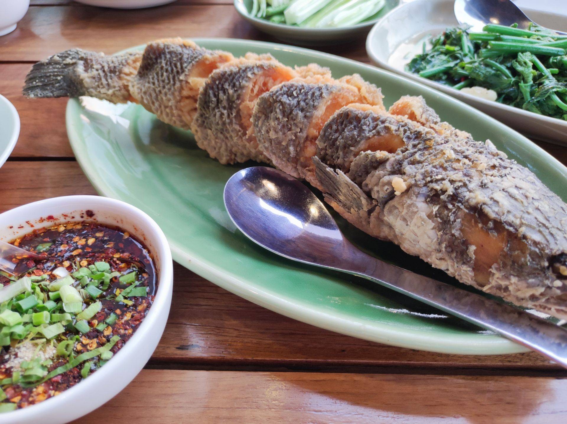 รูป เรือนน้ำอลิษา