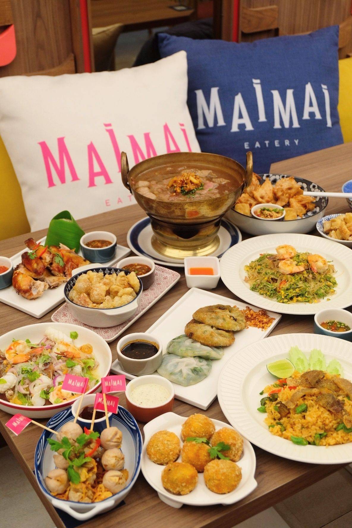 รีวิว Maimai Eatery - ตำนานเก๋วยเตี๋ยวเรือไฮโซ