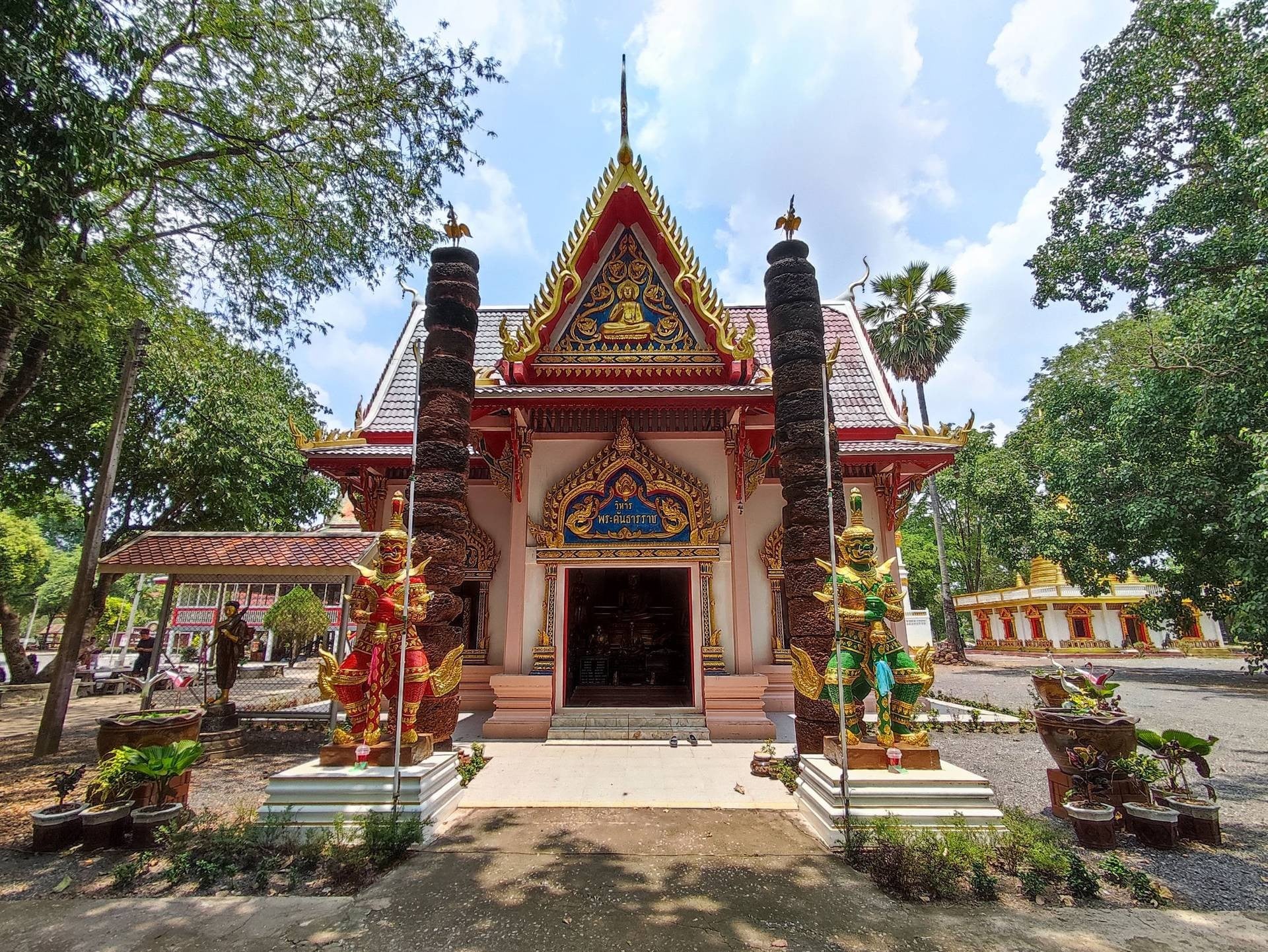 20 ที่เที่ยวปราจีนบุรี เต็มอิ่มธรรมชาติสุดสำราญ โบราณสถานเต็มเมือง
