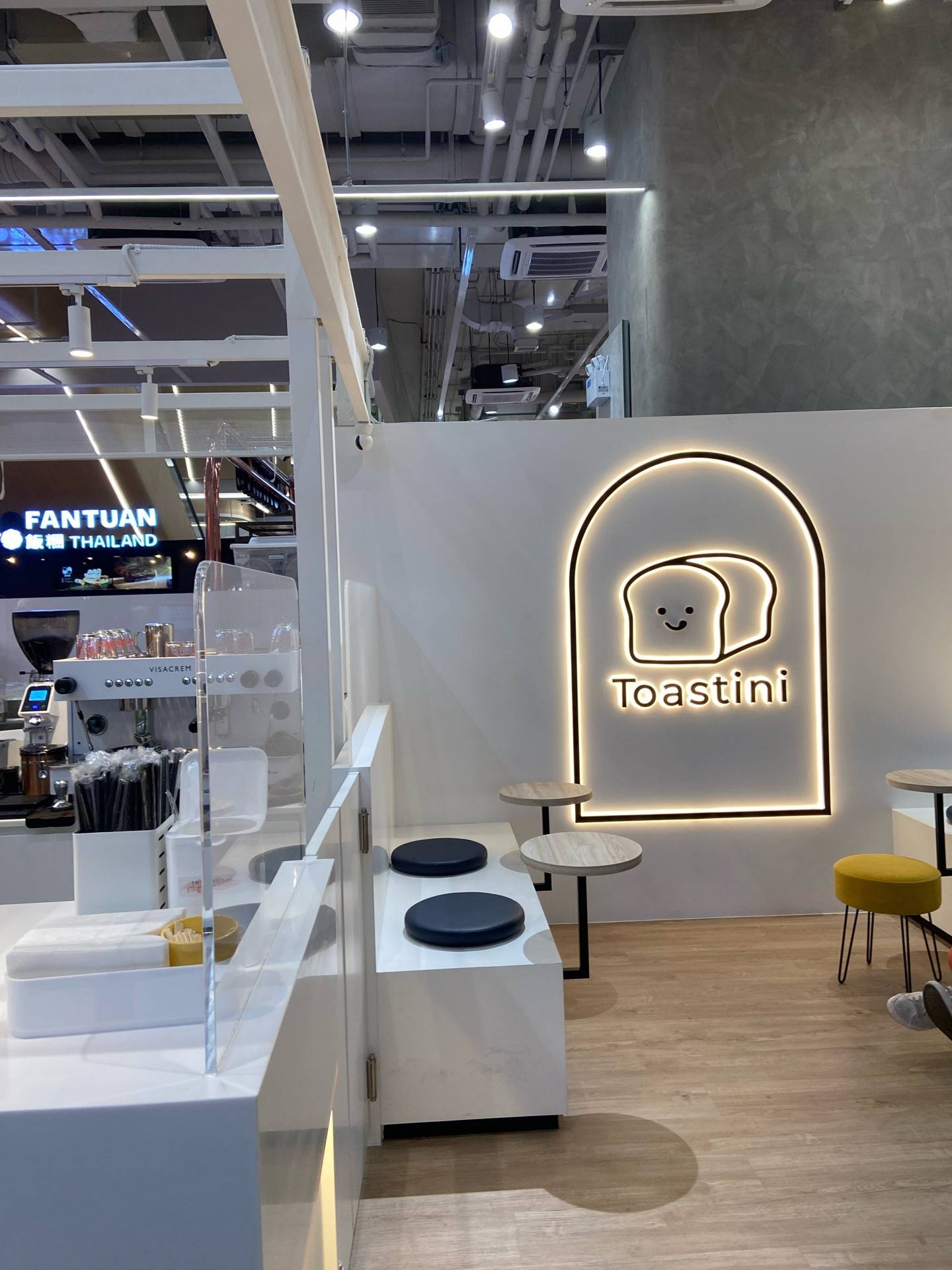 รีวิว Ease up coffee Seacon Square - ร้าน Toastini เปิดใหม่