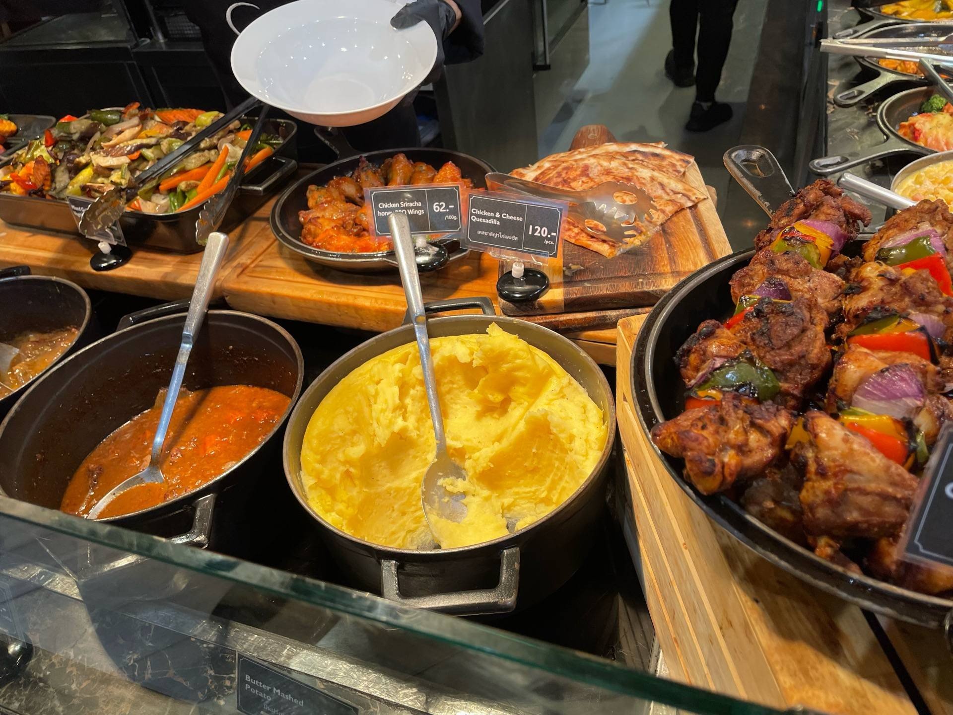 รีวิว Tops Food Hall เซ็นทรัลชิดลม - เป็น supermarket ที่เดินสนุกสุด