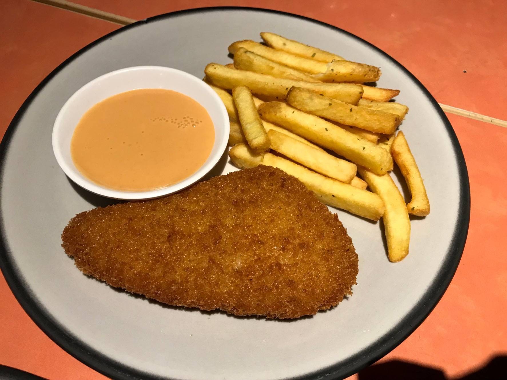 รีวิว Sizzler เซ็นทรัล เฟสติวัล หาดใหญ่ - Fish&chip แบบง่ายๆทานคู่สลัดบาร์