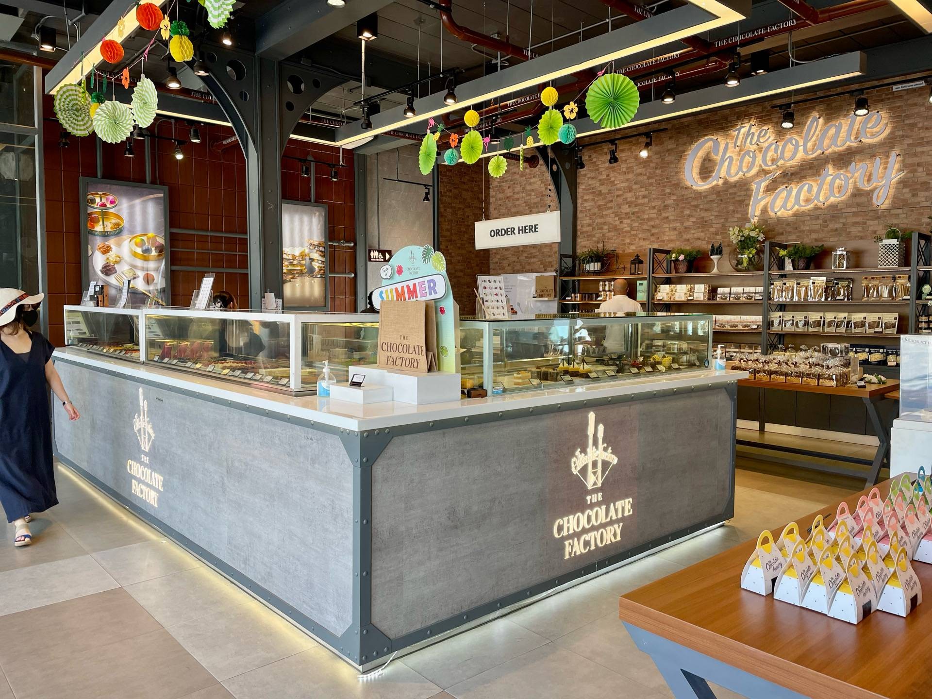 บรรยากาศ. ร้าน The Chocolate Factory Shop & Restaurant Pattaya