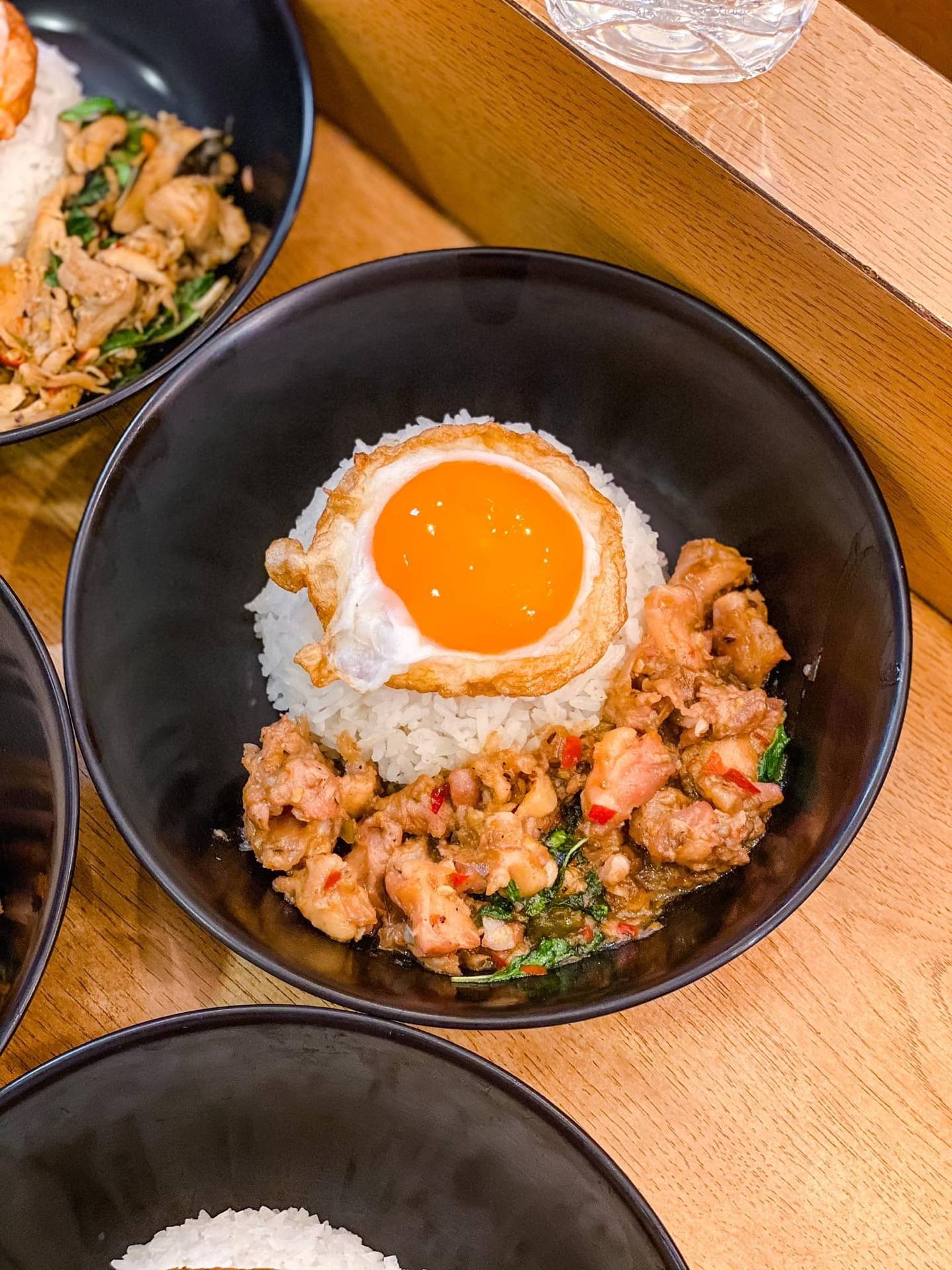 รีวิว Moomgapao G Tower - ใครเบื่อ ไม่รู้จะสั่งวัตถุดิบไหน ลองแหนมดูค่ะ คิดว่าน่าจะติดใจ