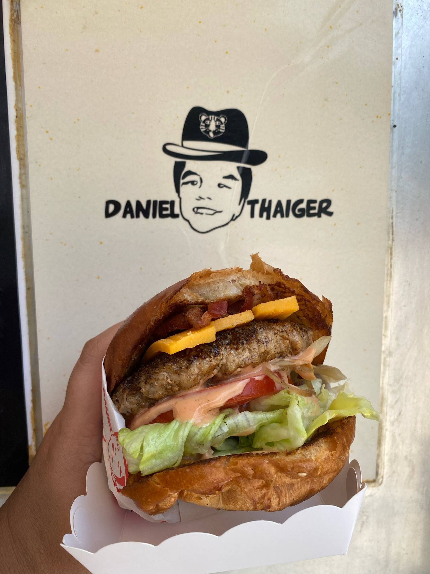 รีวิว DANIEL THAIGER BURGER ศูนย์วิจัย - Mr. Steve burger is highly recommended
