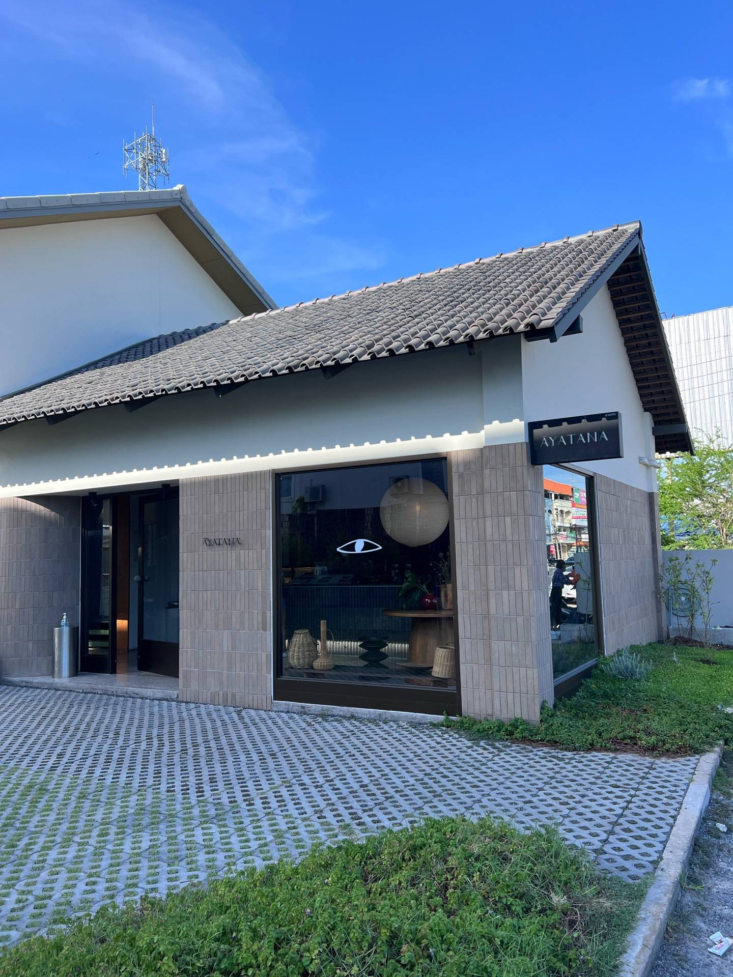 รีวิว AYATANA.cafe บางแสน - อร่อยทั้งขนมและเครื่องดื่ม