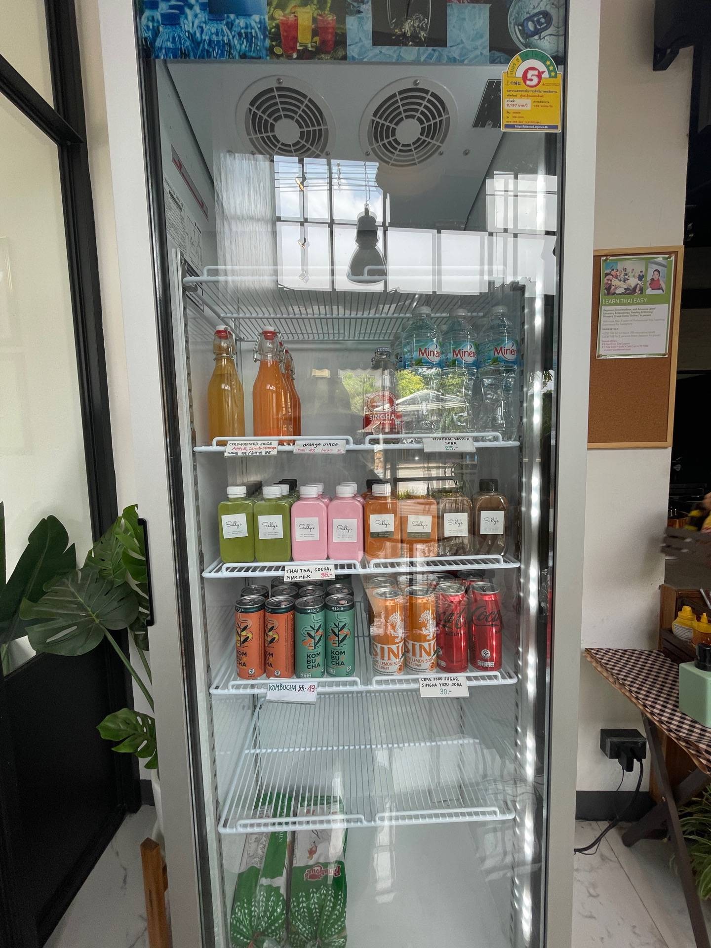 ร้าน Sally's breakfast and bakery ZK Hotel | รีวิวร้านอาหาร