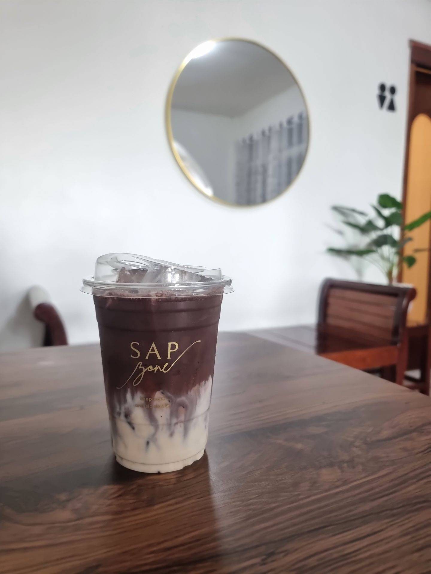รีวิว SAP ZONE COFFEE BAR สาขา พุทธบูชา36 - โกโก้ข้นคลั่กๆ ลาเต้เย็นอร่อยกลมกล่อม