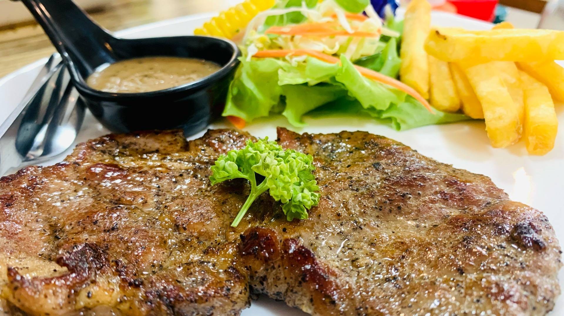 Kinnee shabu & steak - สั่งอาหารเดลิเวอรี | Wongnai x LINE MAN