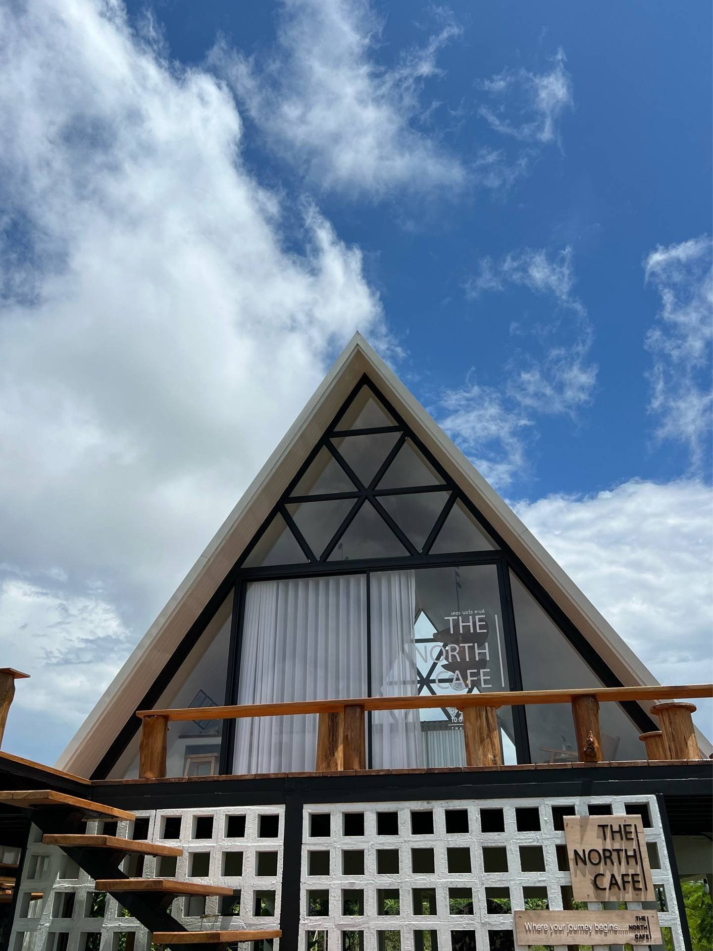 รีวิว The North Cafe.CNX - บรรยากาศดี กาแฟอร่อย