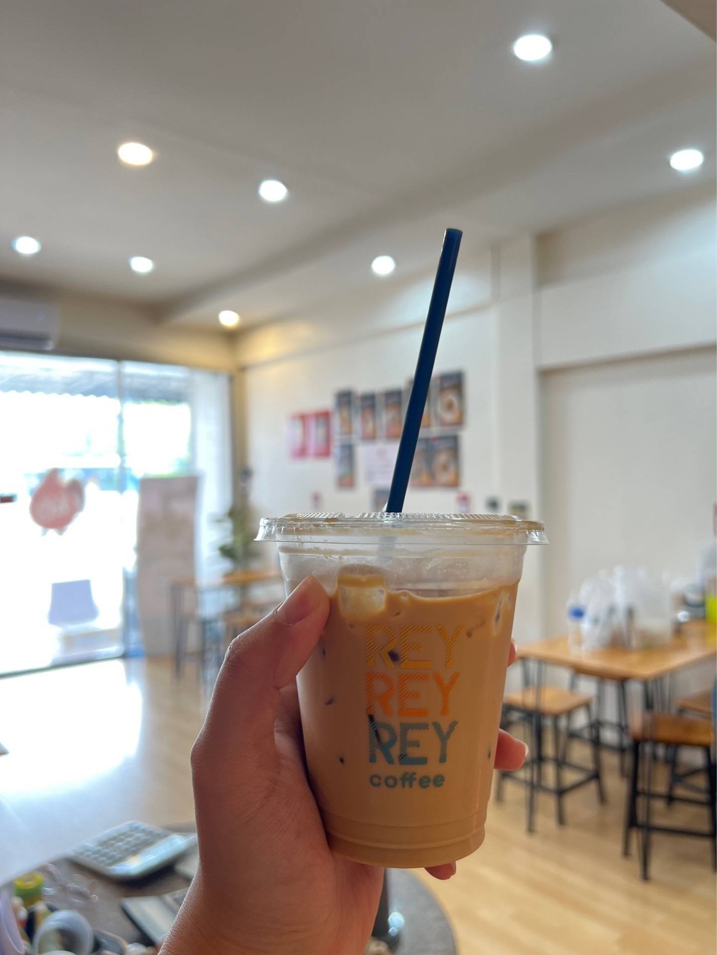รีวิว REY Coffee พระราม 5 - แนะนำกาแฟ ร้านนี้เลย สั่งทานทุกวันครับ