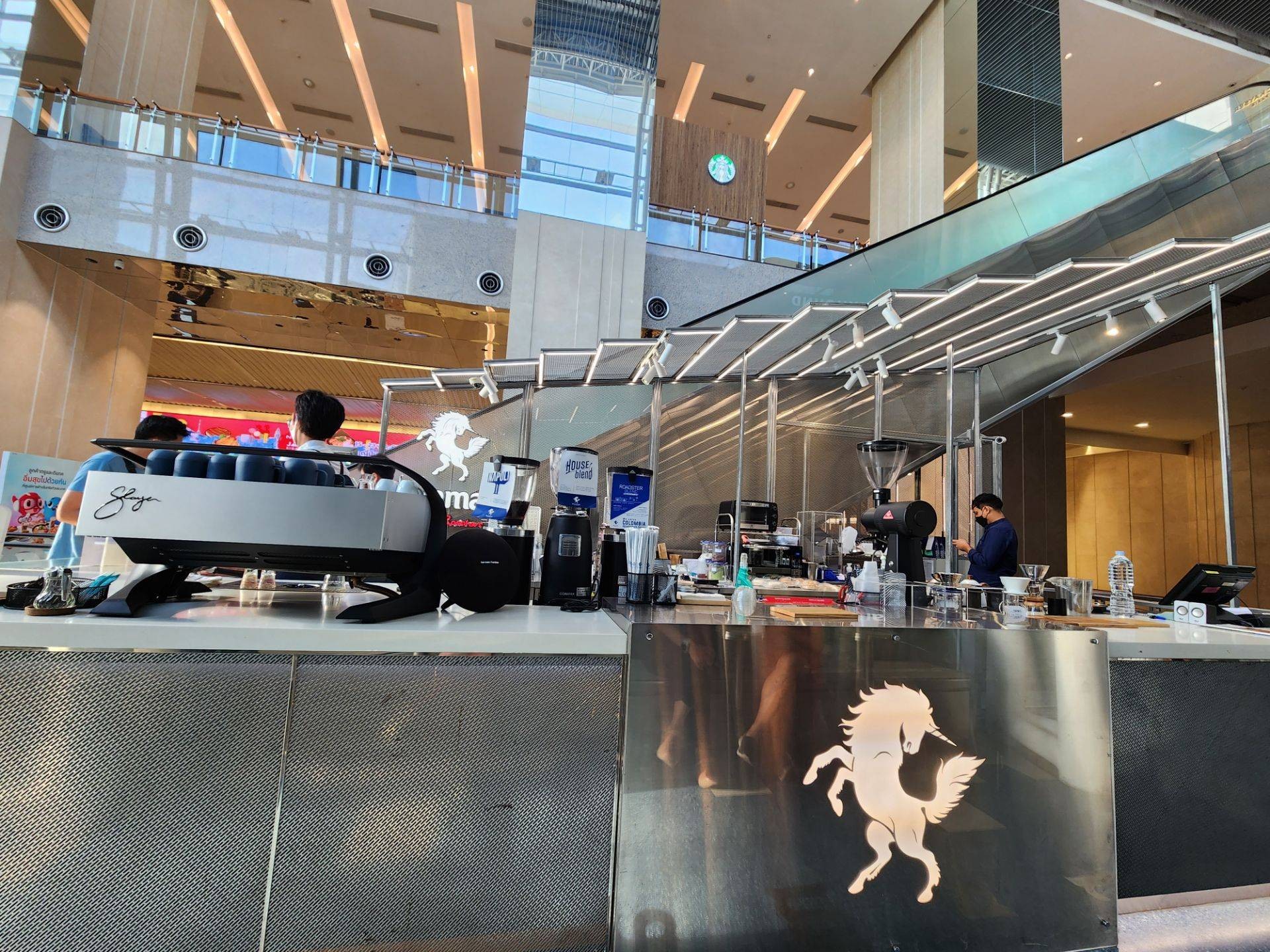 รีวิว PACAMARA The Offices at CentralWorld - กาแฟพาคามาร่า☕️ Pacamara Coffee Specialty รูปม้า ...