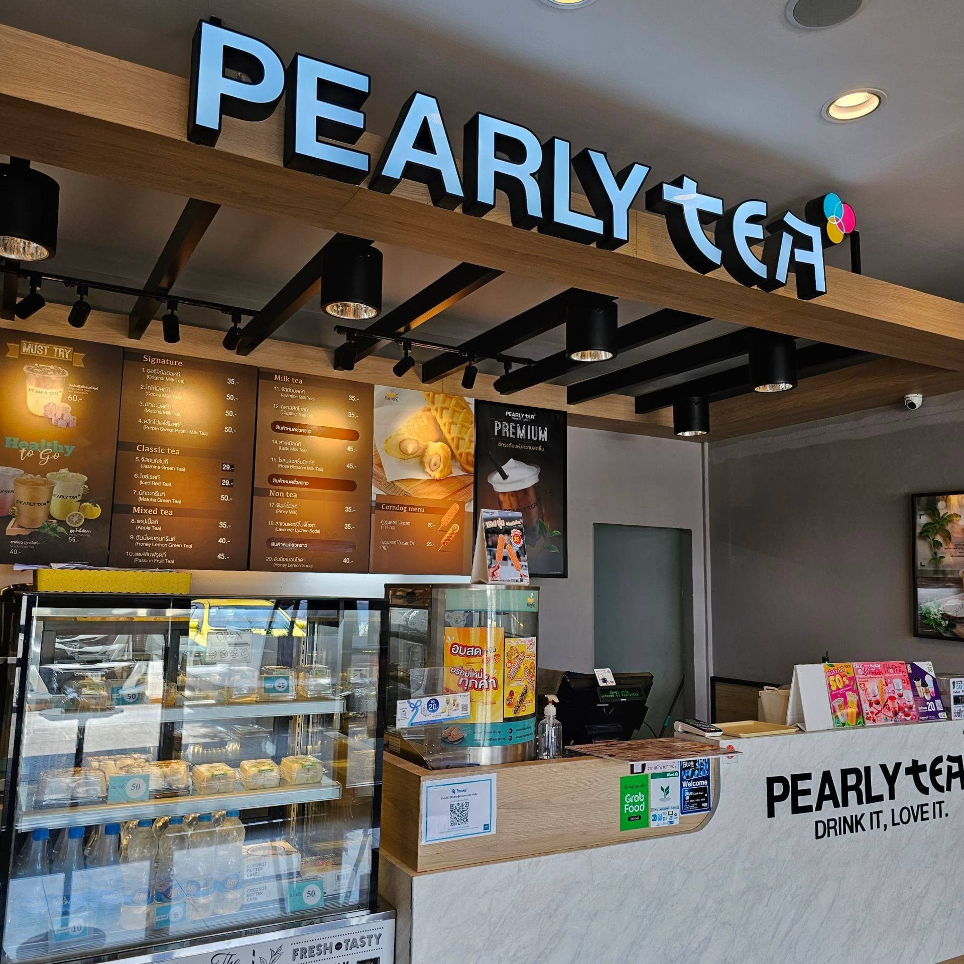 รีวิว Pearly Tea ปทุมธานี - ธรรมศาสตร์ (รังสิต) - อร่อย แวะเลยครับ