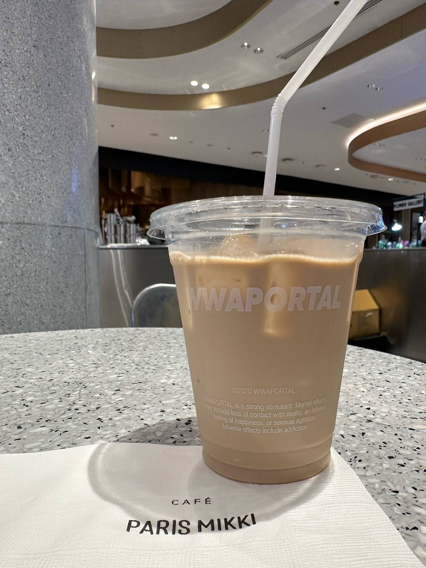 รีวิว WWAPORTAL centralworld - Grab a coffee