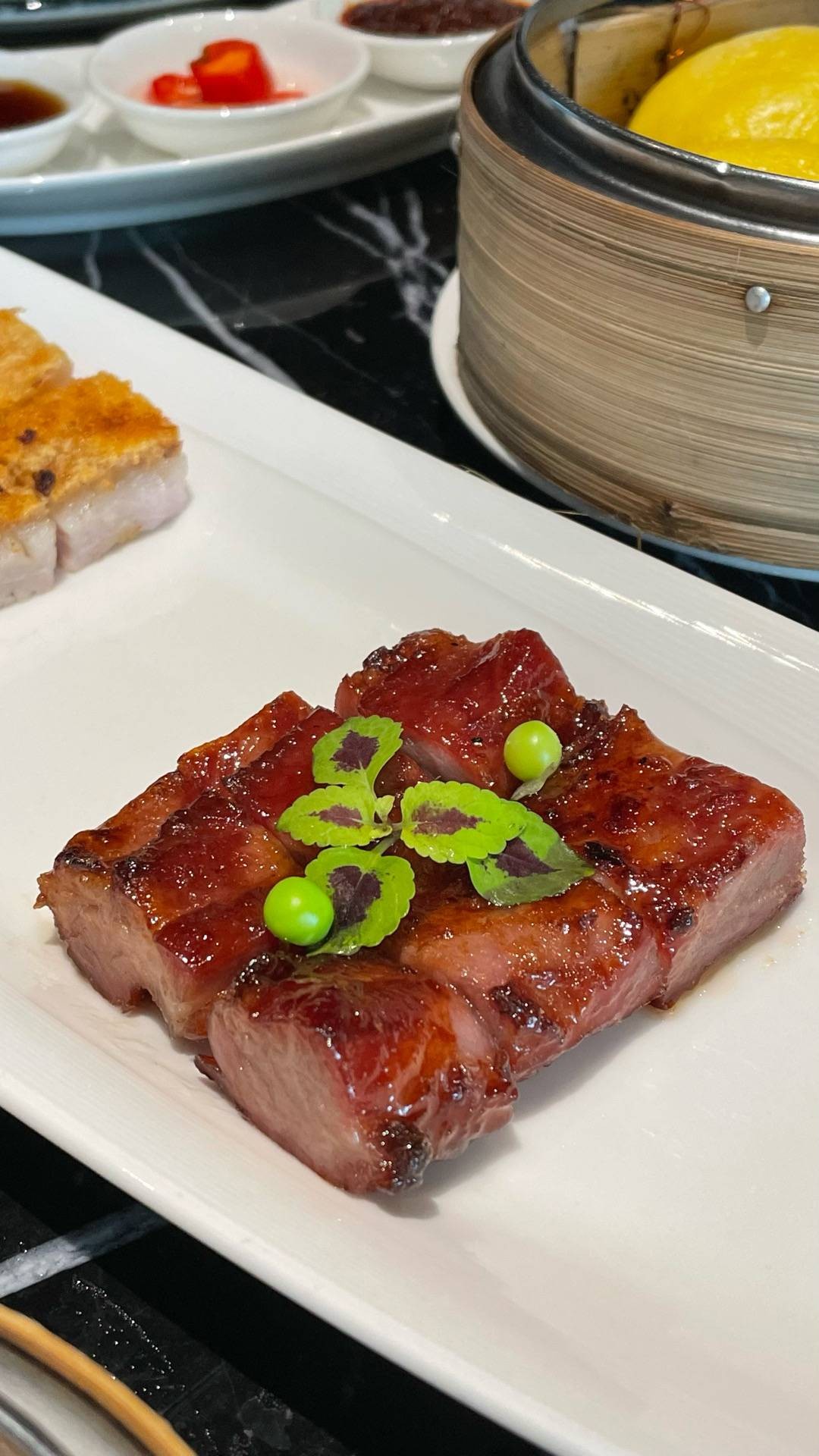 หมูแดง ร้าน Man Ho โรงแรมเจดับบลิว แมริออท กรุงเทพฯ