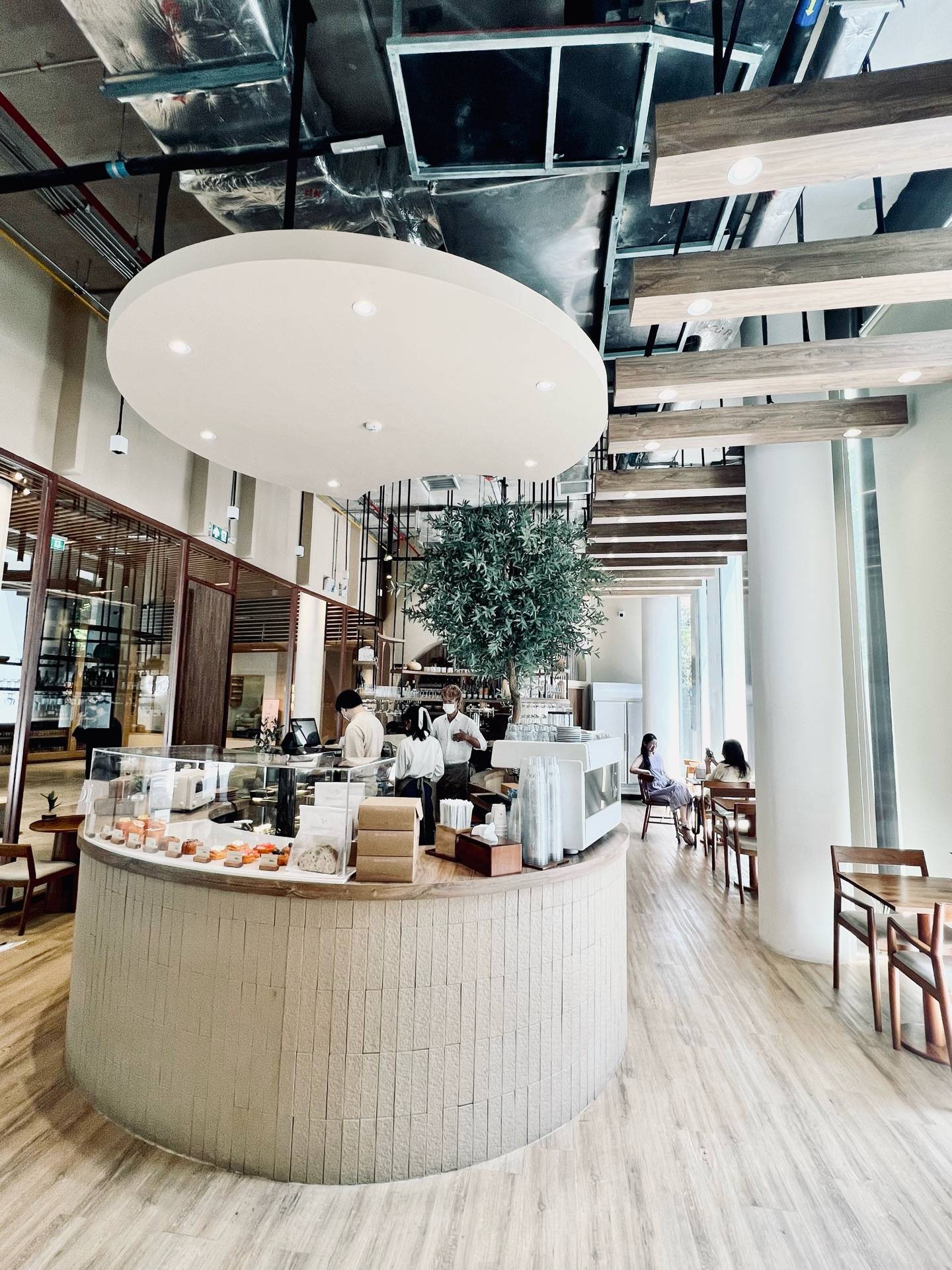 รูป OIKOS Brunch & Bar Aree-Vanit Village